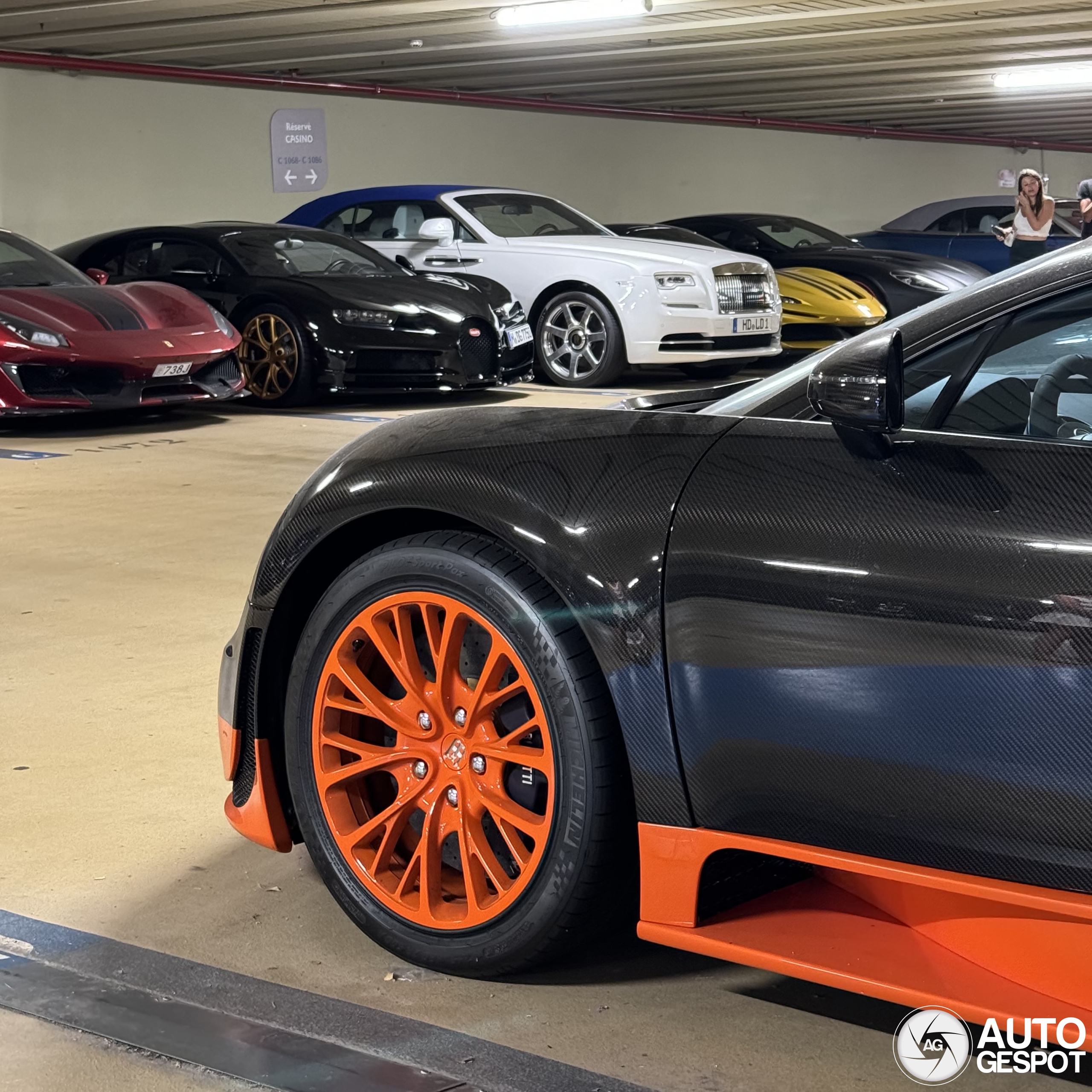 Bugatti Veyron 16.4 Super Sport World Record Edition - 28 April 2025 ...