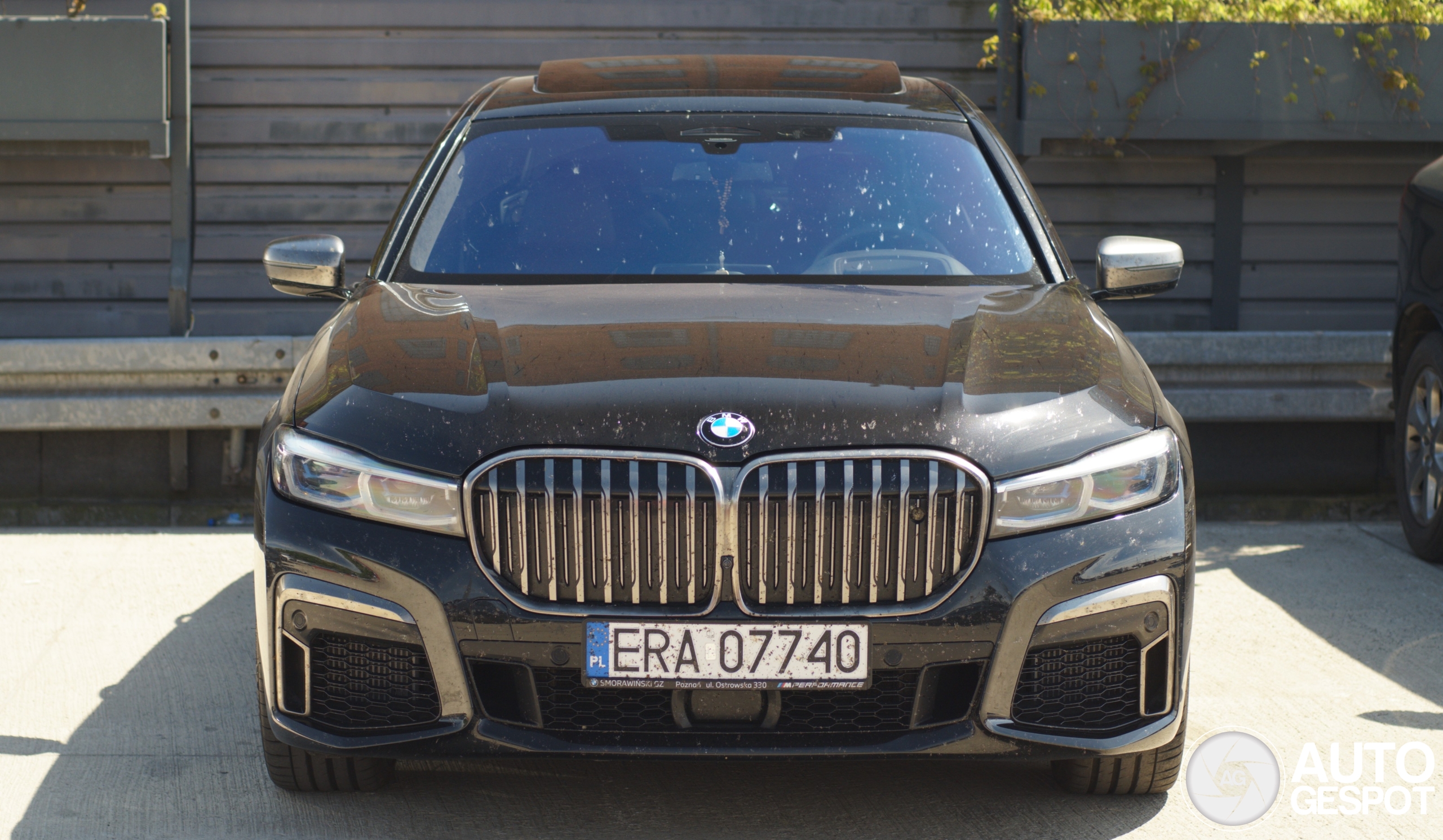 BMW M760Li xDrive 2019 Final Edition - 03 May 2025 - Autogespot