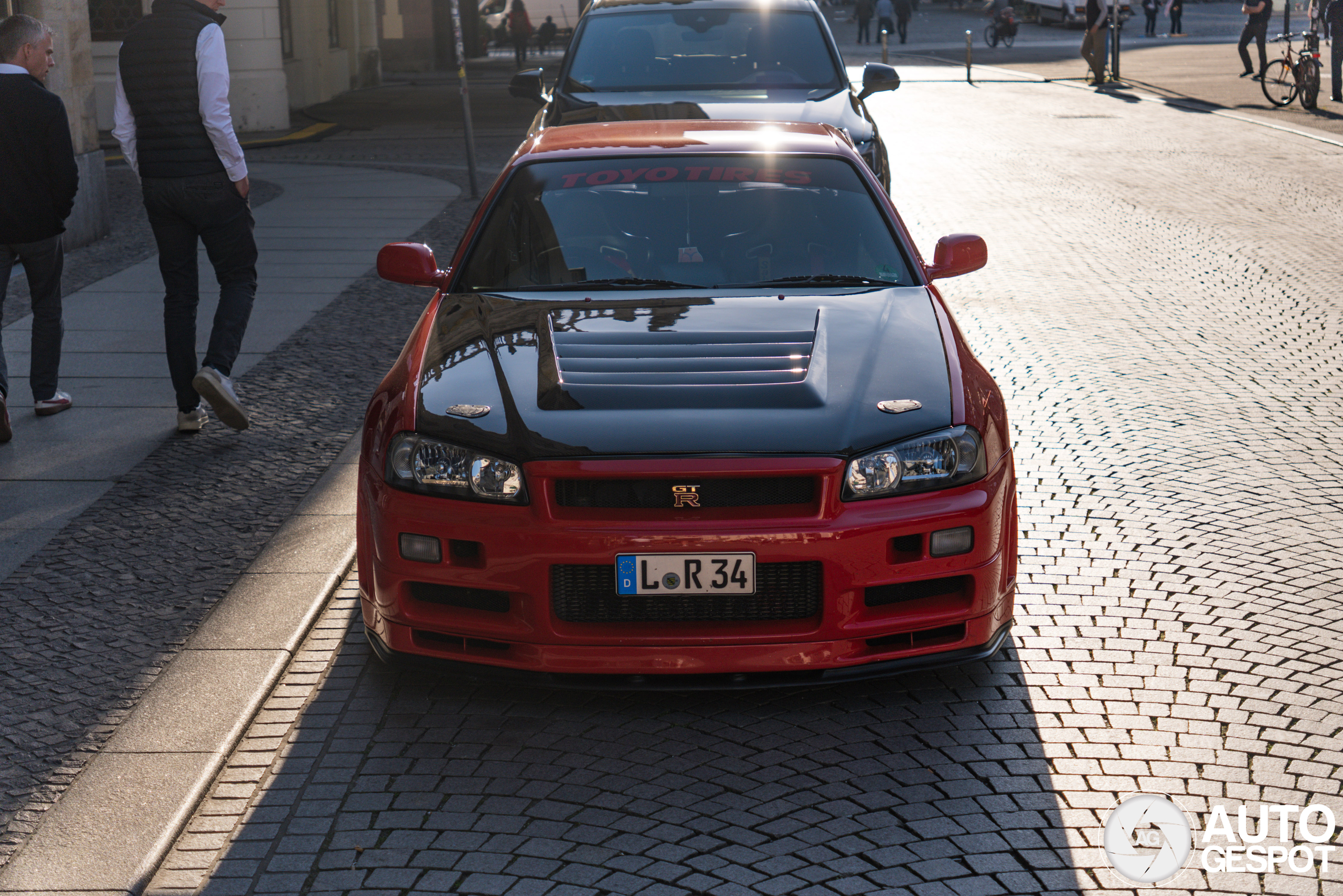 Nissan Skyline R34 GT-R V-Spec - 13 May 2025 - Autogespot