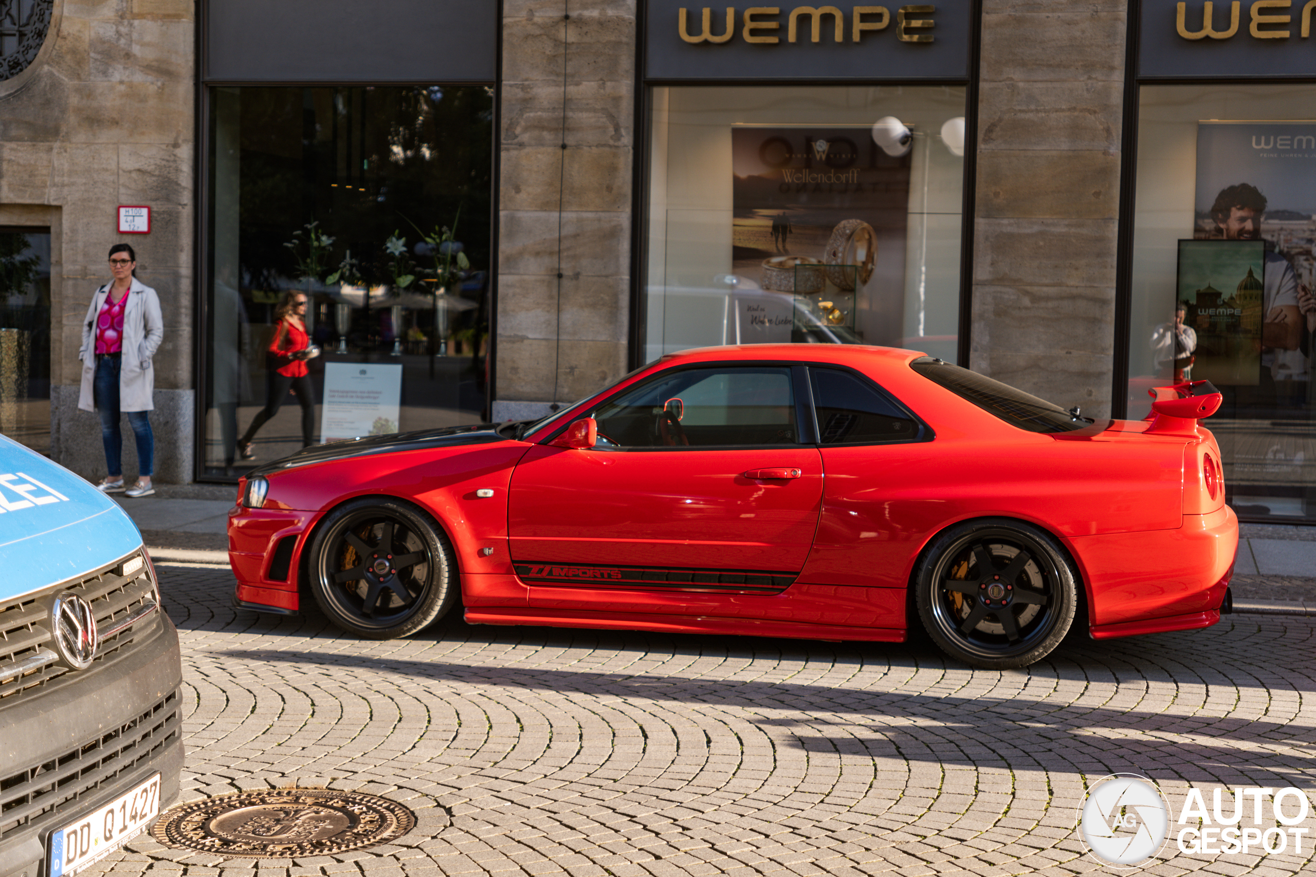 Nissan Skyline R34 GT-R V-Spec - 13 May 2025 - Autogespot