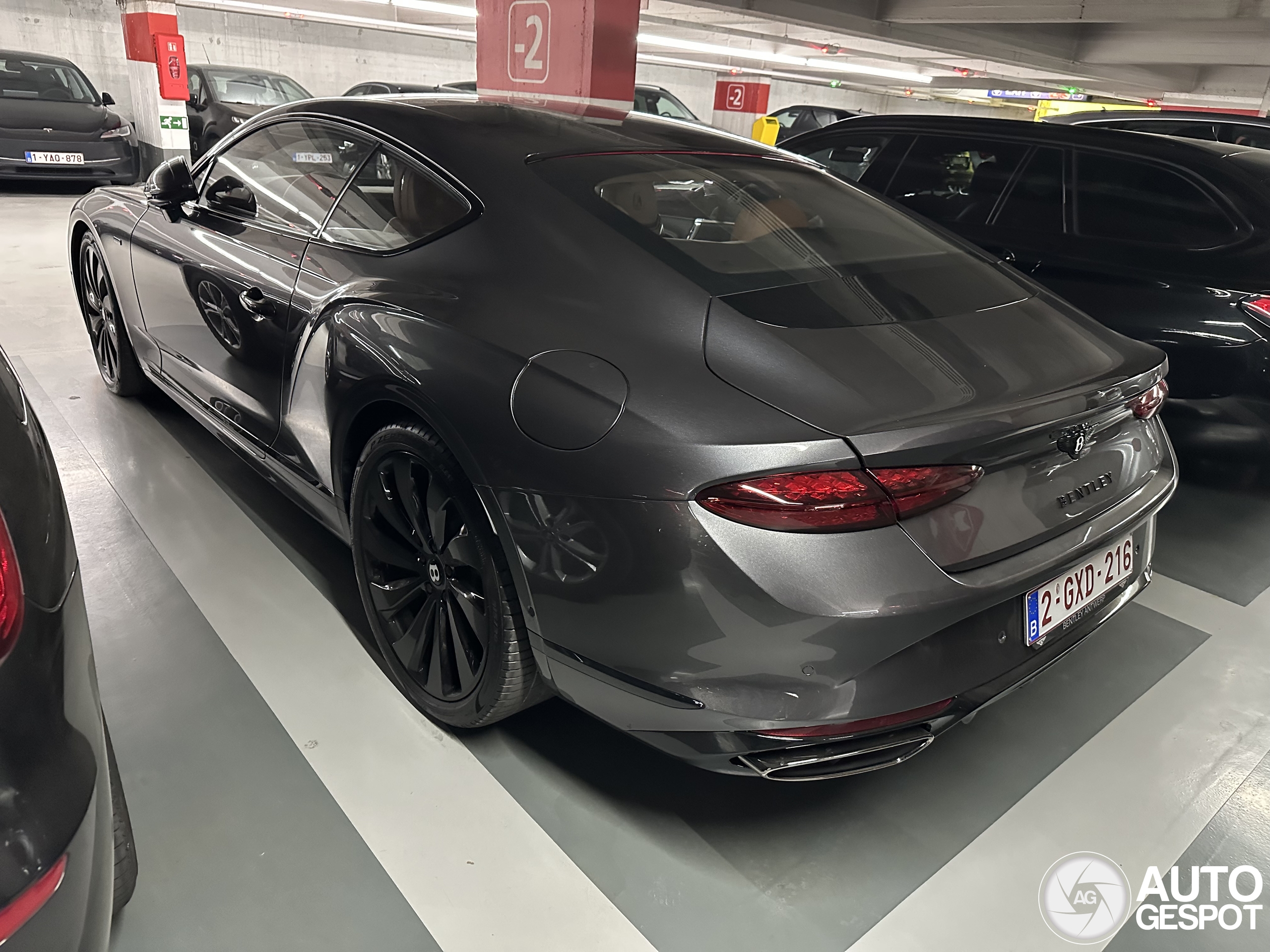 Bentley Continental GT Black Edition 2025 - 17 May 2025 - Autogespot