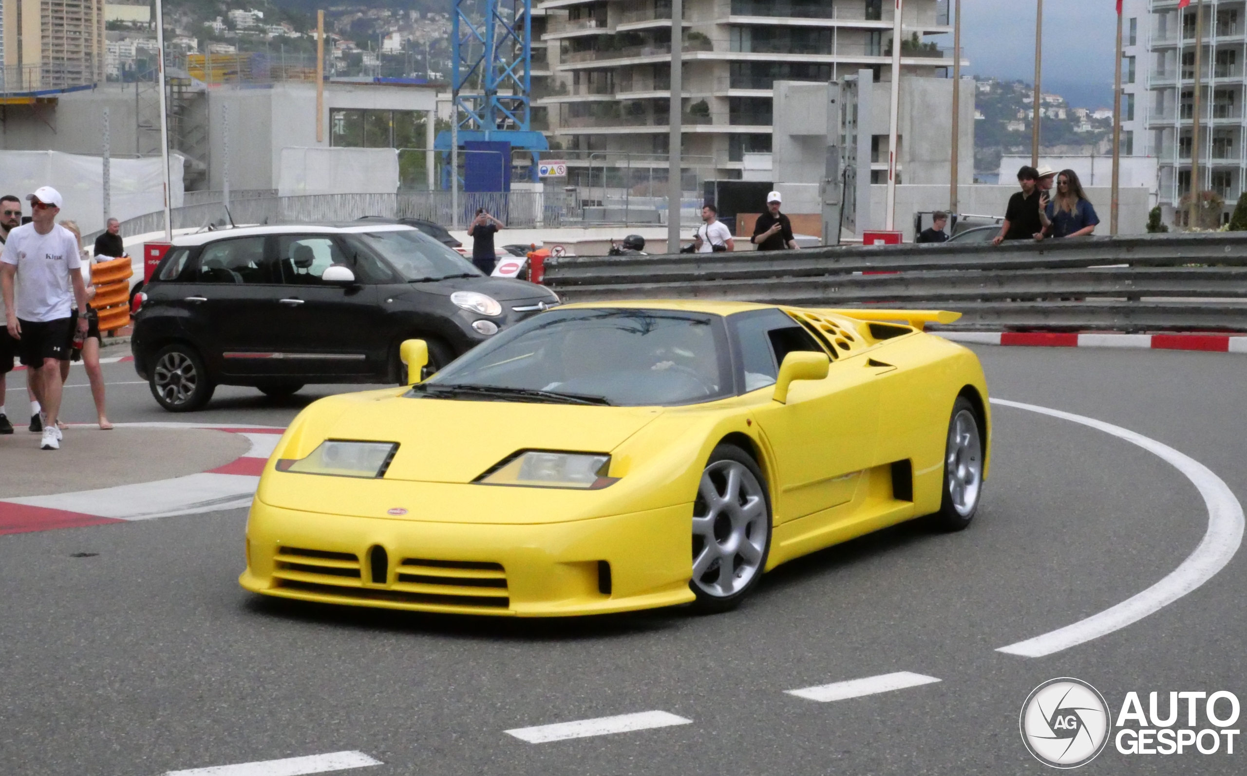 Bugatti EB110 SS - 26 May 2025 - Autogespot