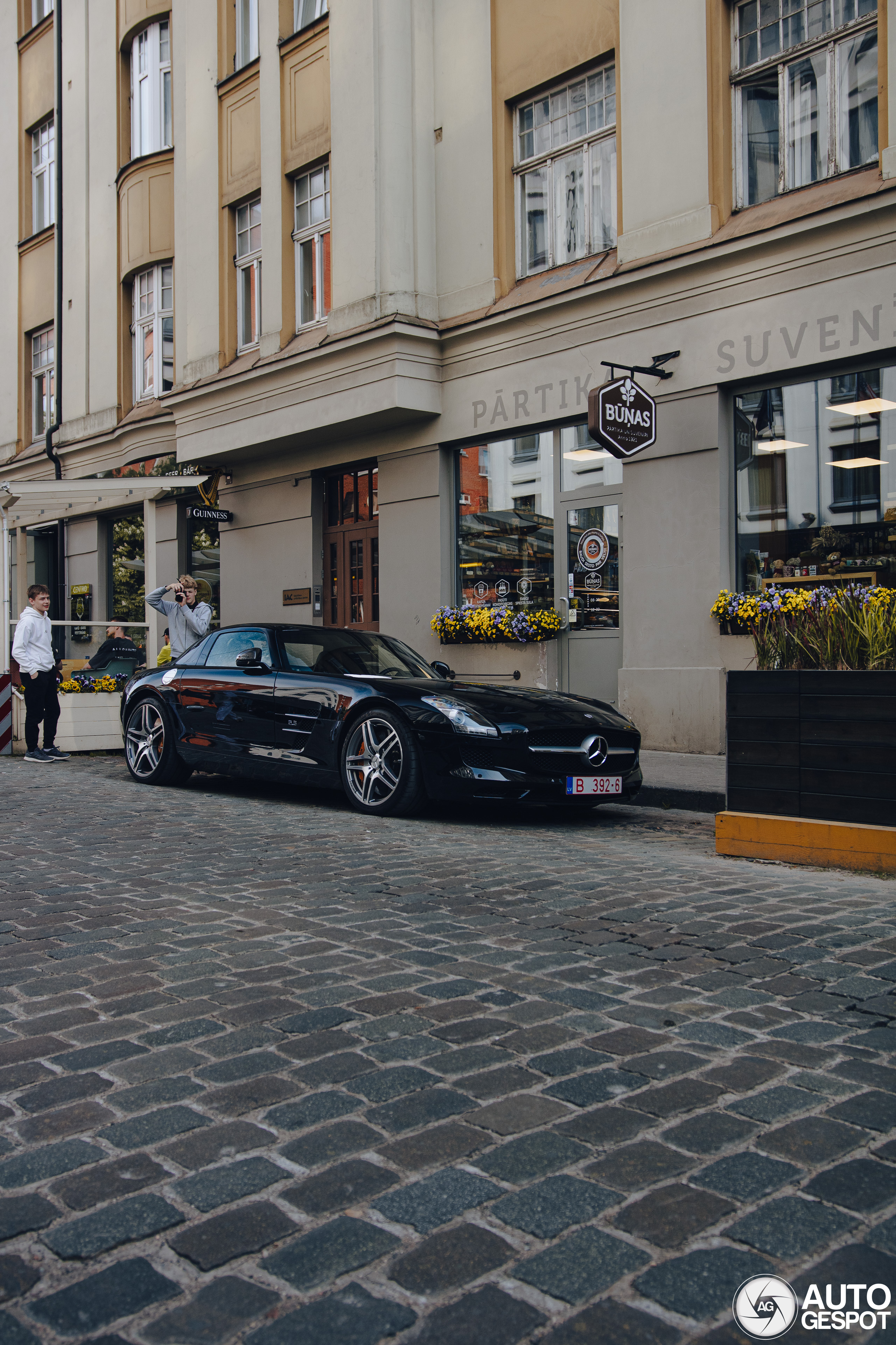 Mercedes-Benz SLS AMG - 31 May 2025 - Autogespot