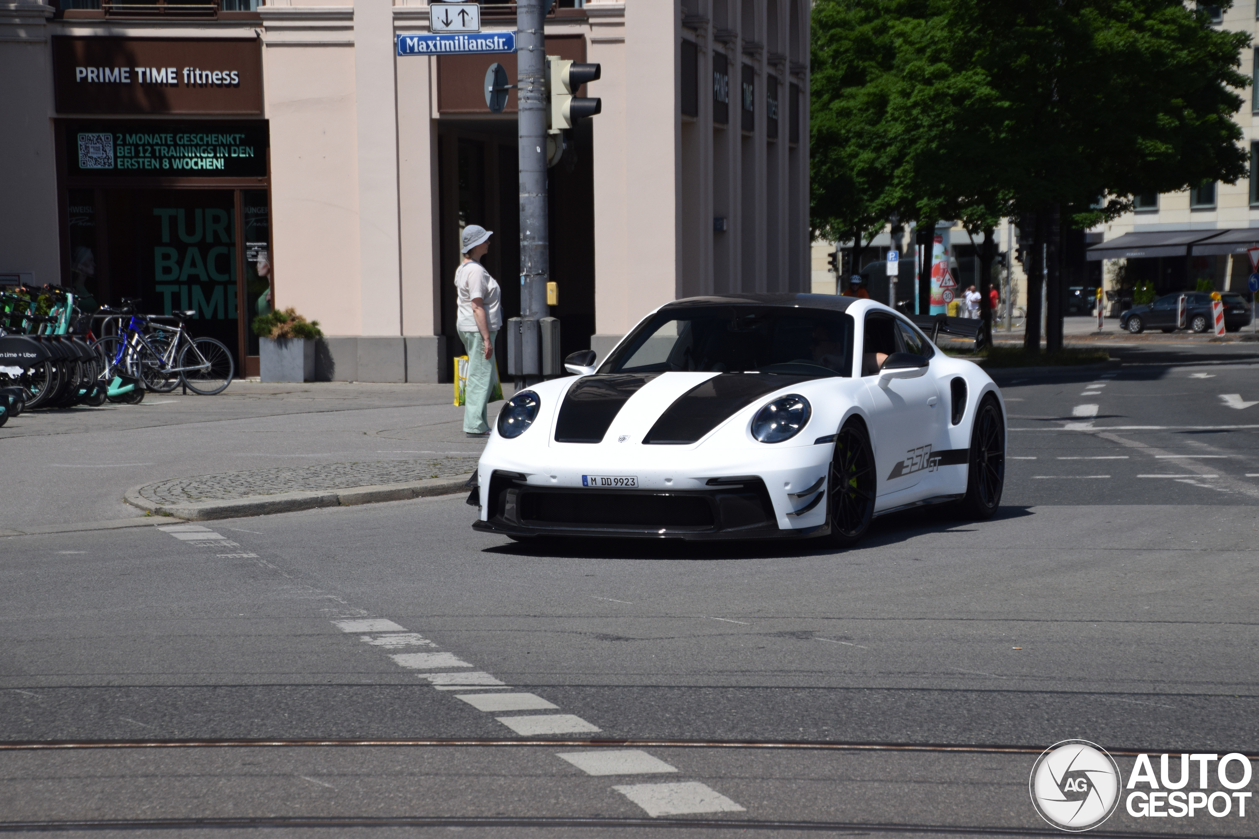 Porsche 992 Turbo S MkI SSR GT - 20 June 2025 - Autogespot