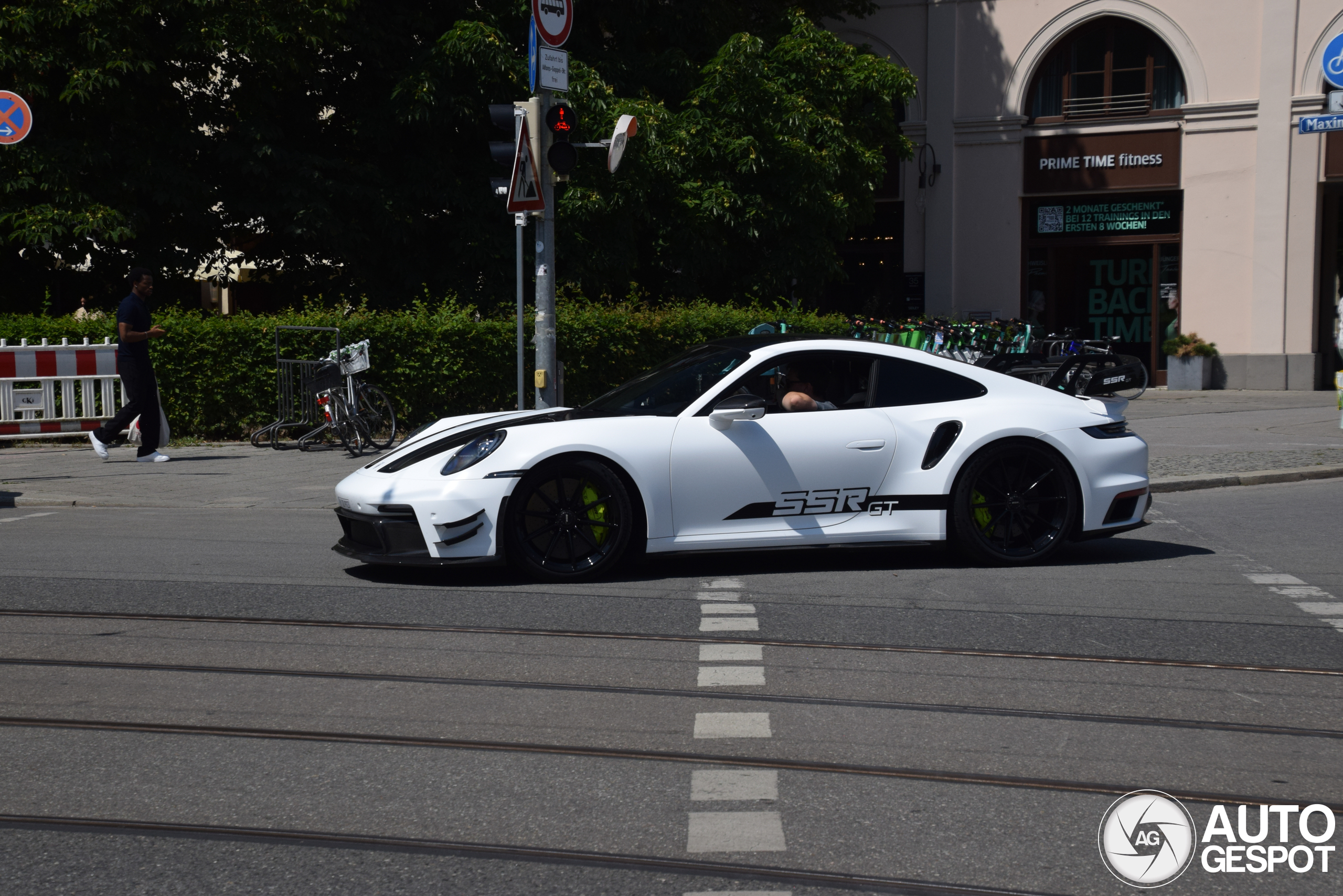 Porsche 992 Turbo S MkI SSR GT - 20 June 2025 - Autogespot