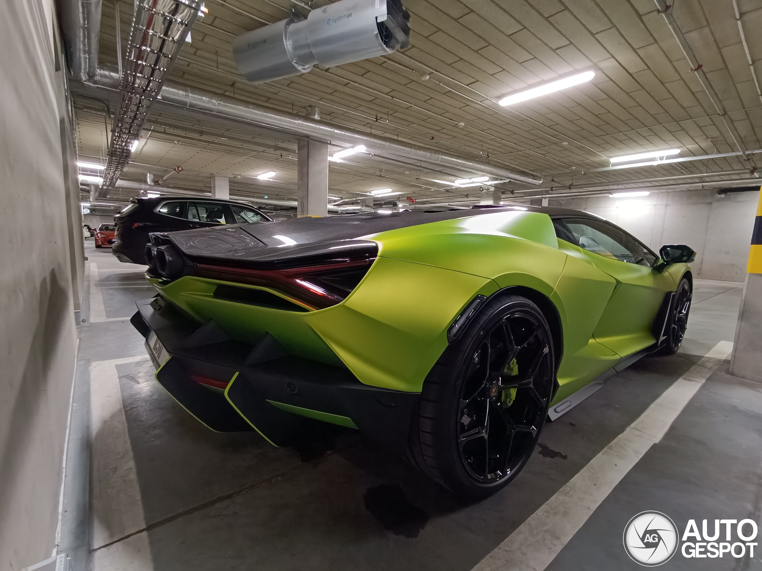 Lamborghini Revuelto - 25 June 2025 - Autogespot
