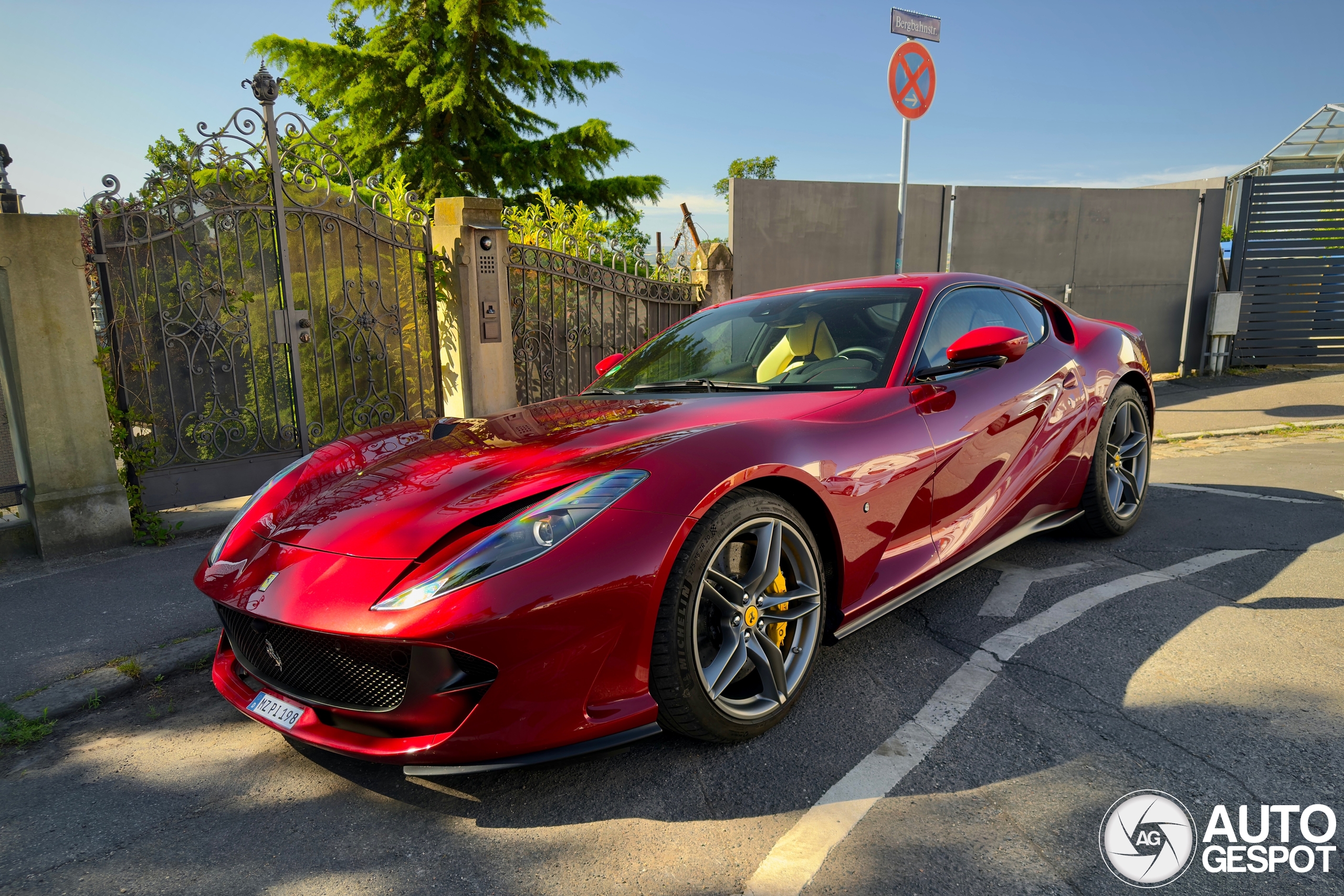 Ferrari 812 Superfast - 30 June 2025 - Autogespot