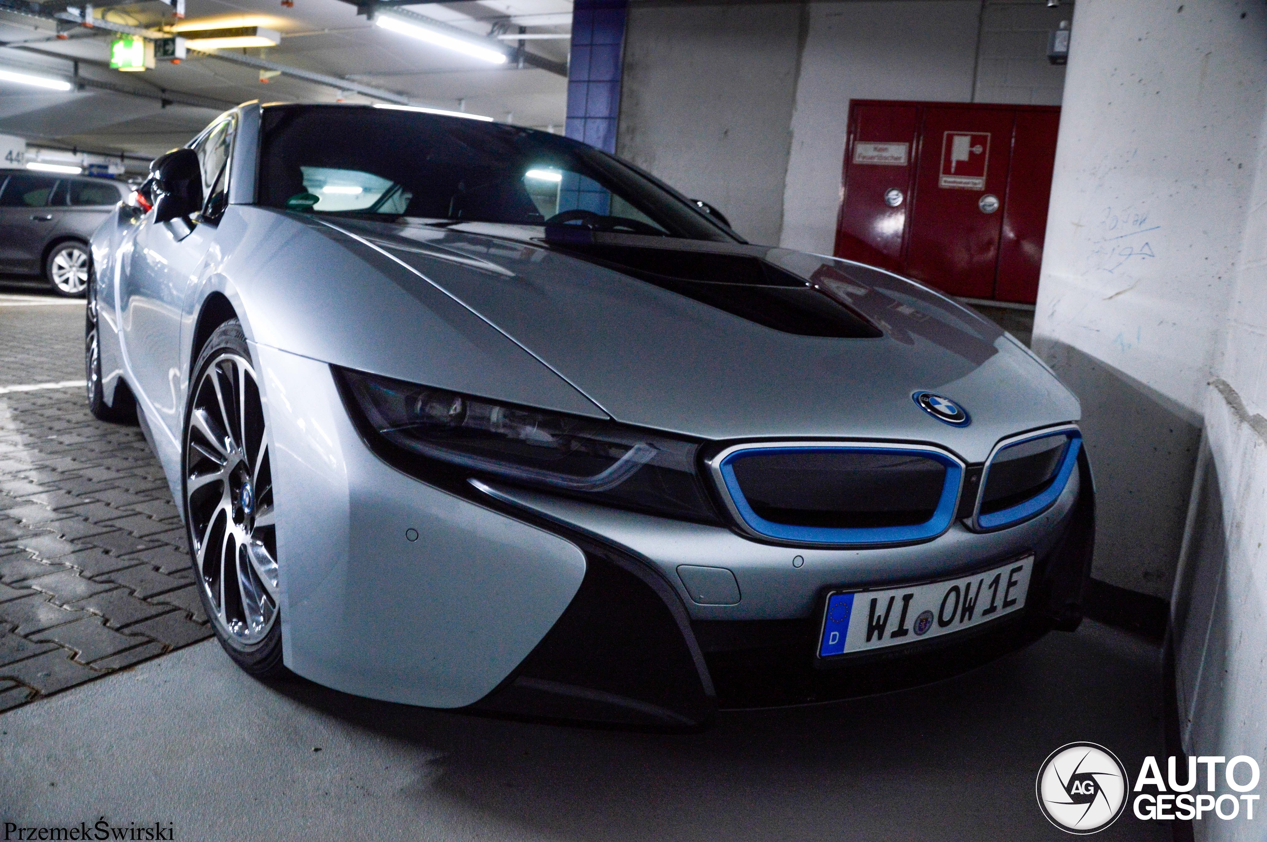 BMW i8 - 04 July 2025 - Autogespot