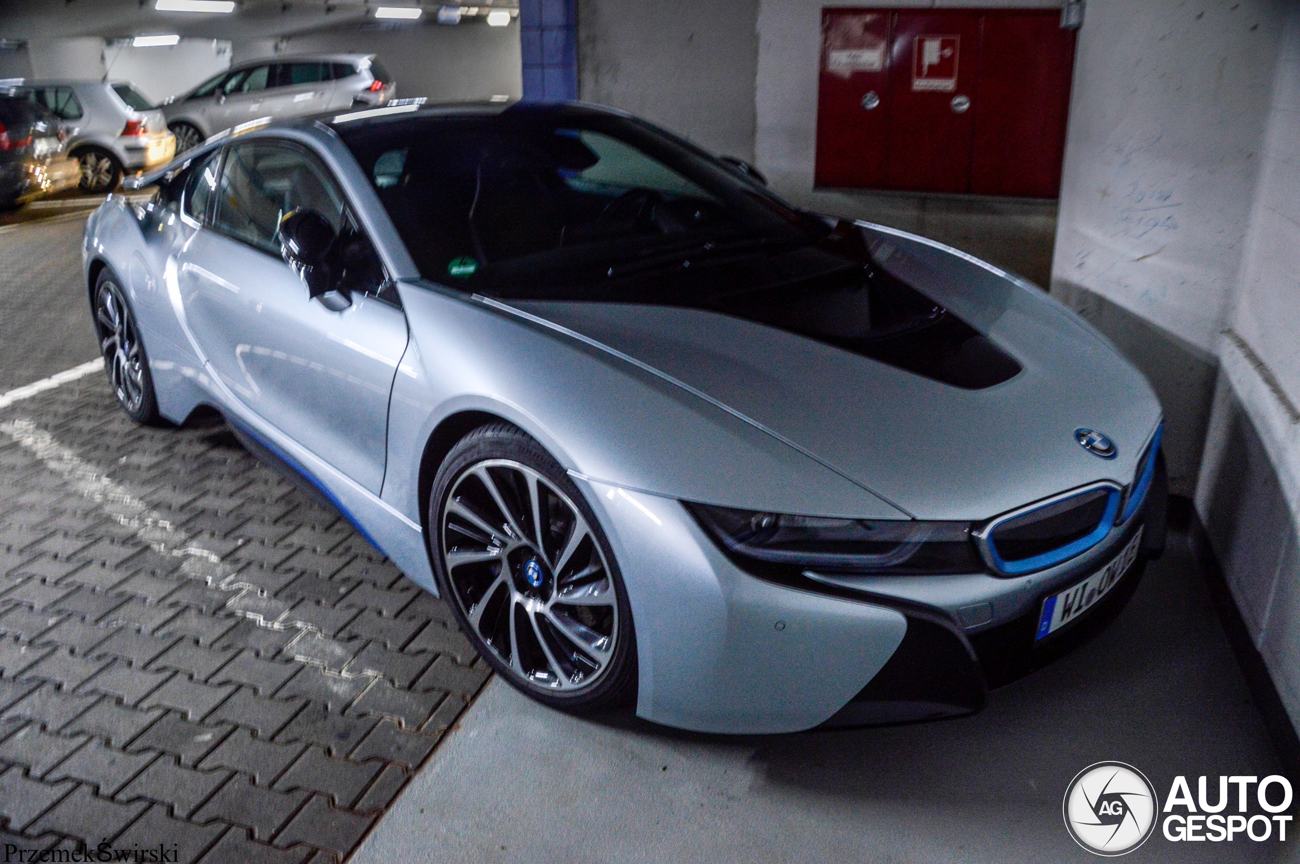BMW i8 - 04 July 2025 - Autogespot