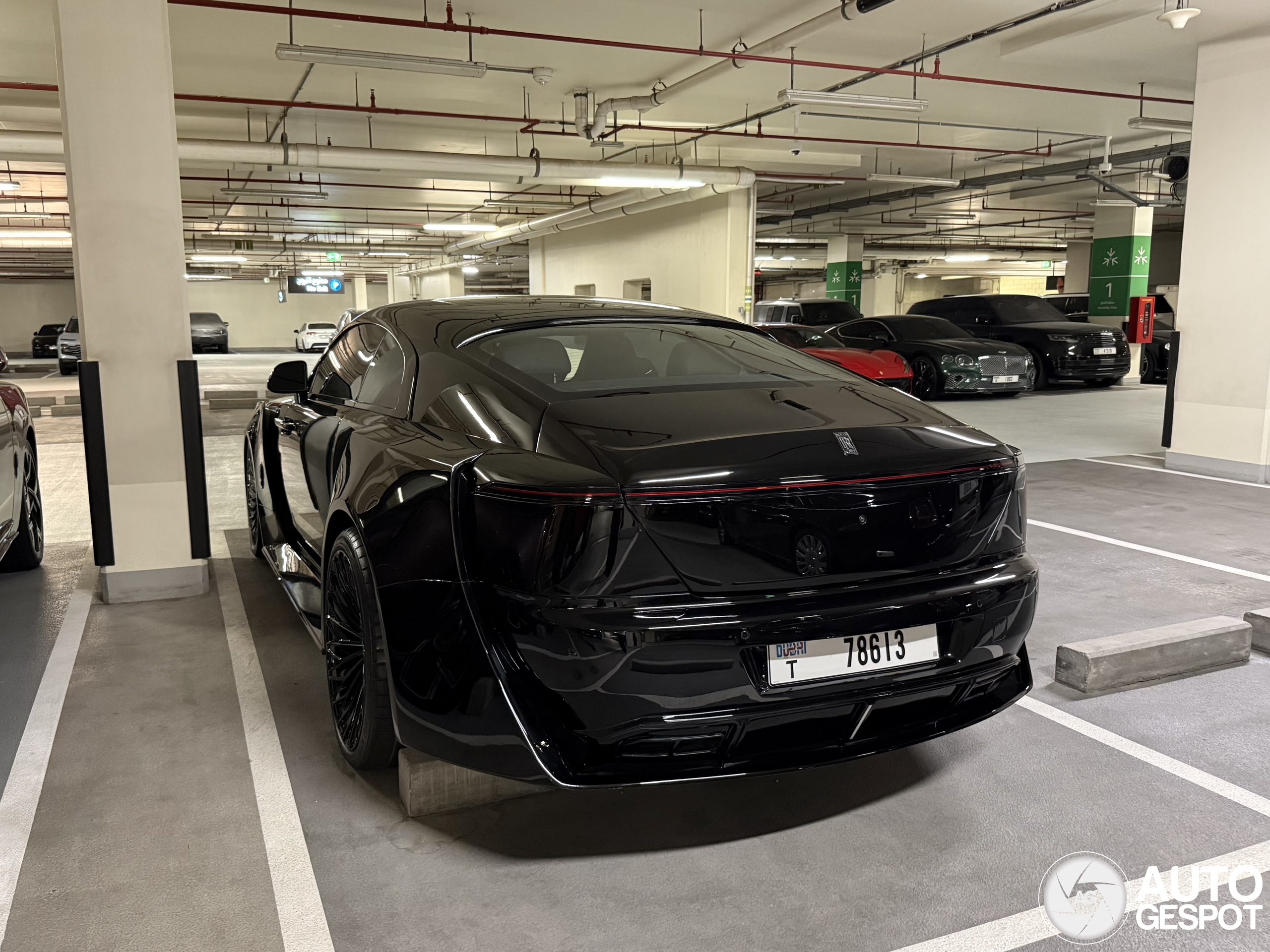 Rolls-Royce Wraith Series II Venuum Black Apollo Black Edition - 11 ...