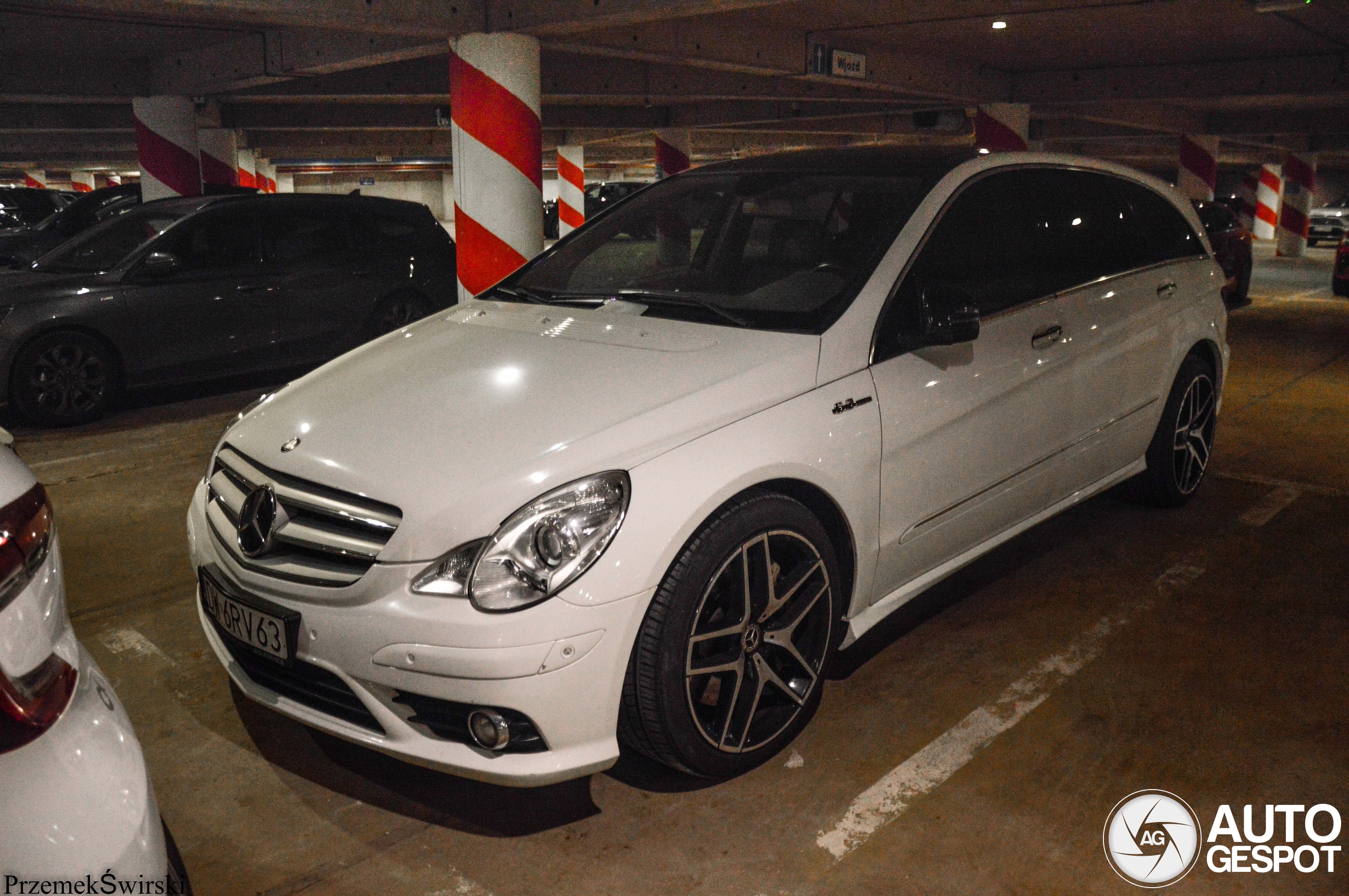 Mercedes-Benz R 63 AMG - 14 July 2025 - Autogespot