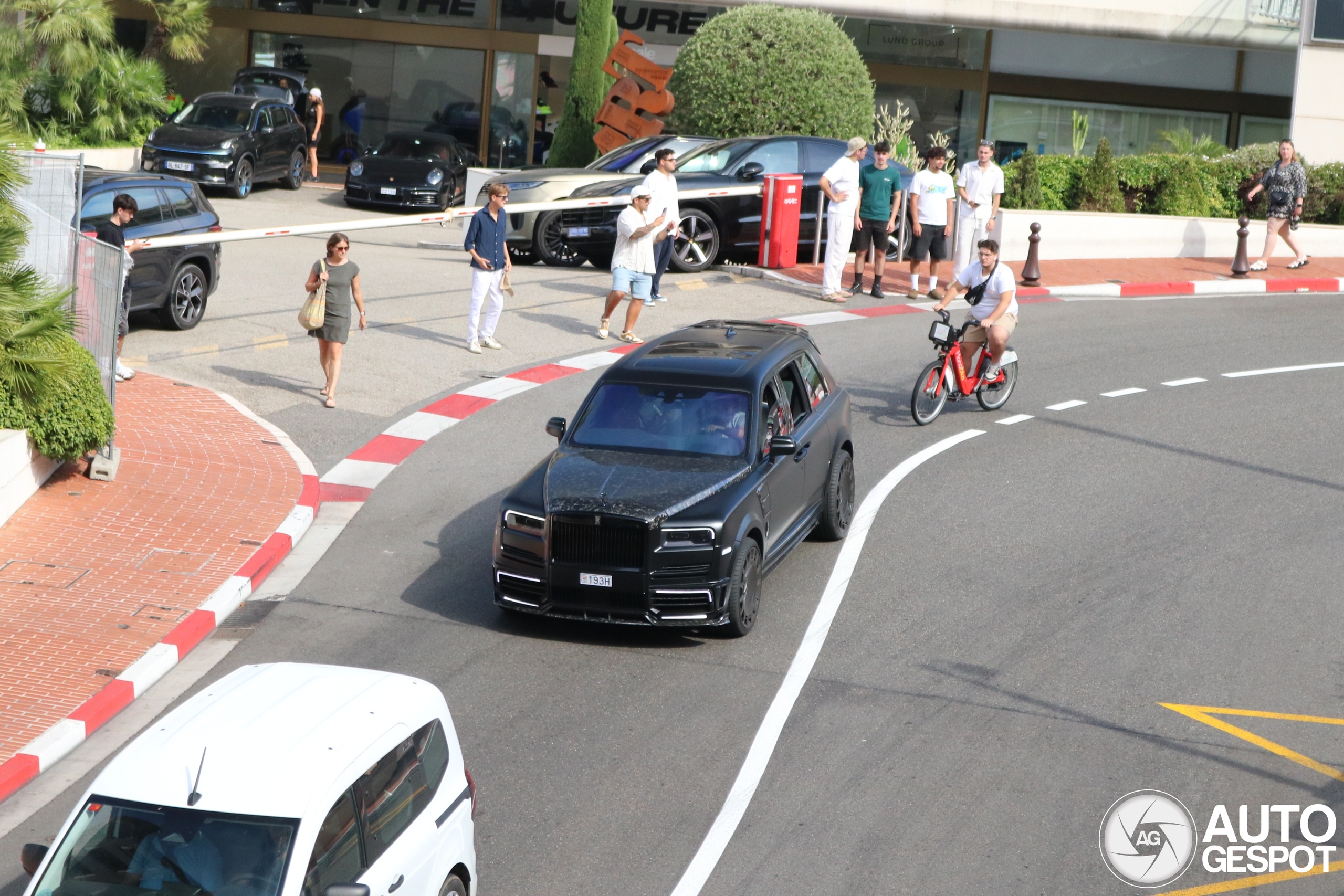 Rolls-Royce Cullinan Mansory Wide Body - 23 July 2025 - Autogespot