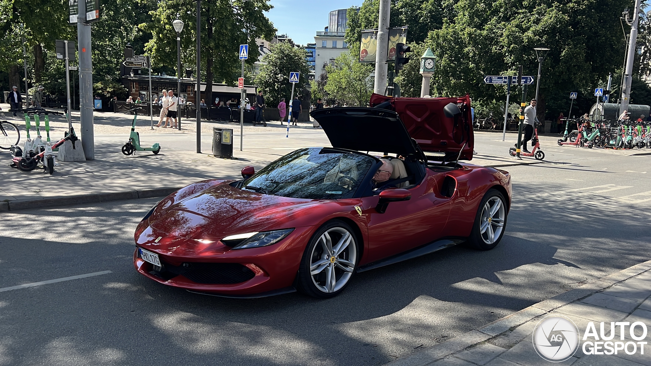 Ferrari 296 GTS - 29 July 2025 - Autogespot
