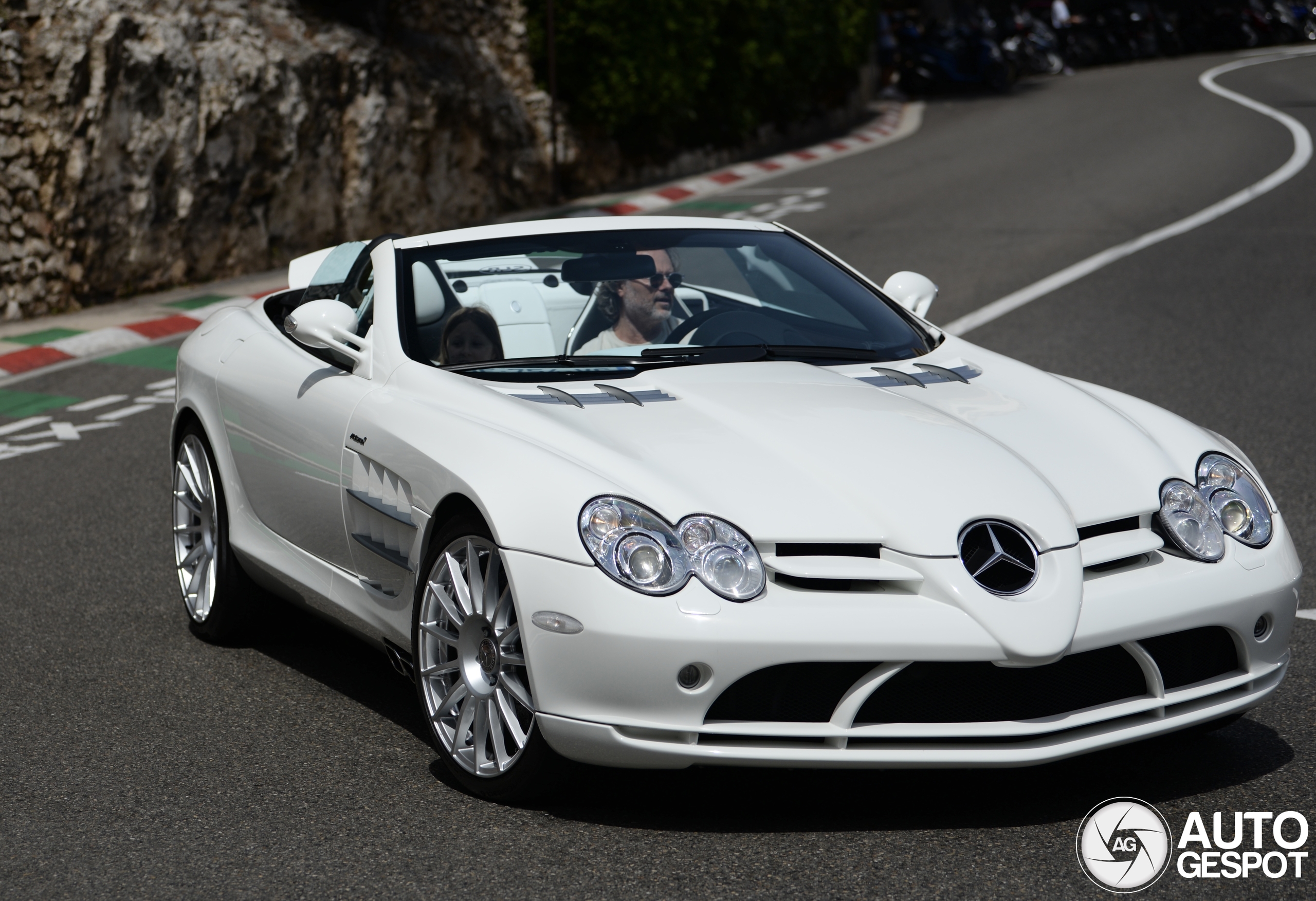 Mercedes-Benz SLR McLaren Roadster - 04 August 2025 - Autogespot