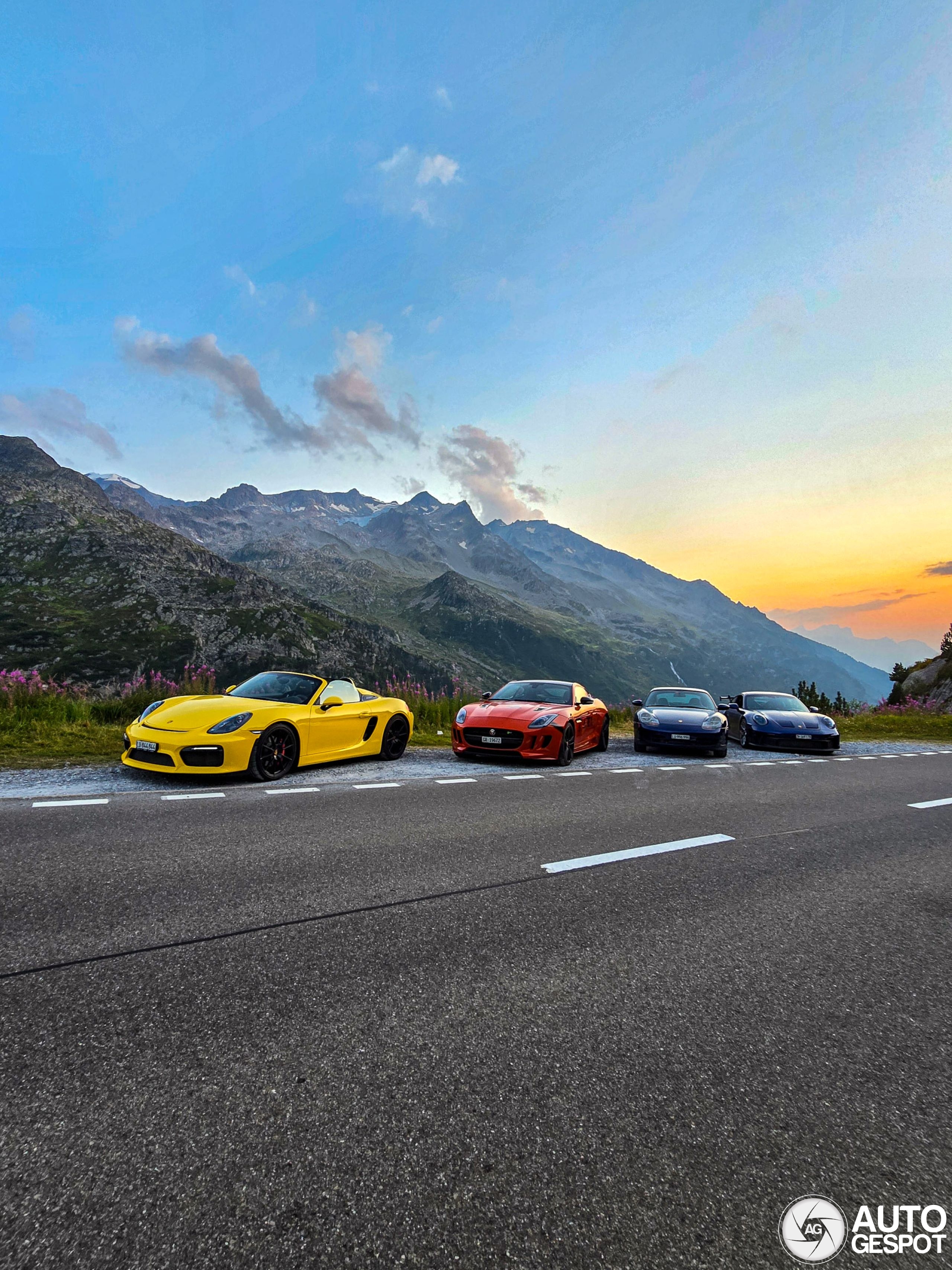 Sunset symphony on the Sustenpass