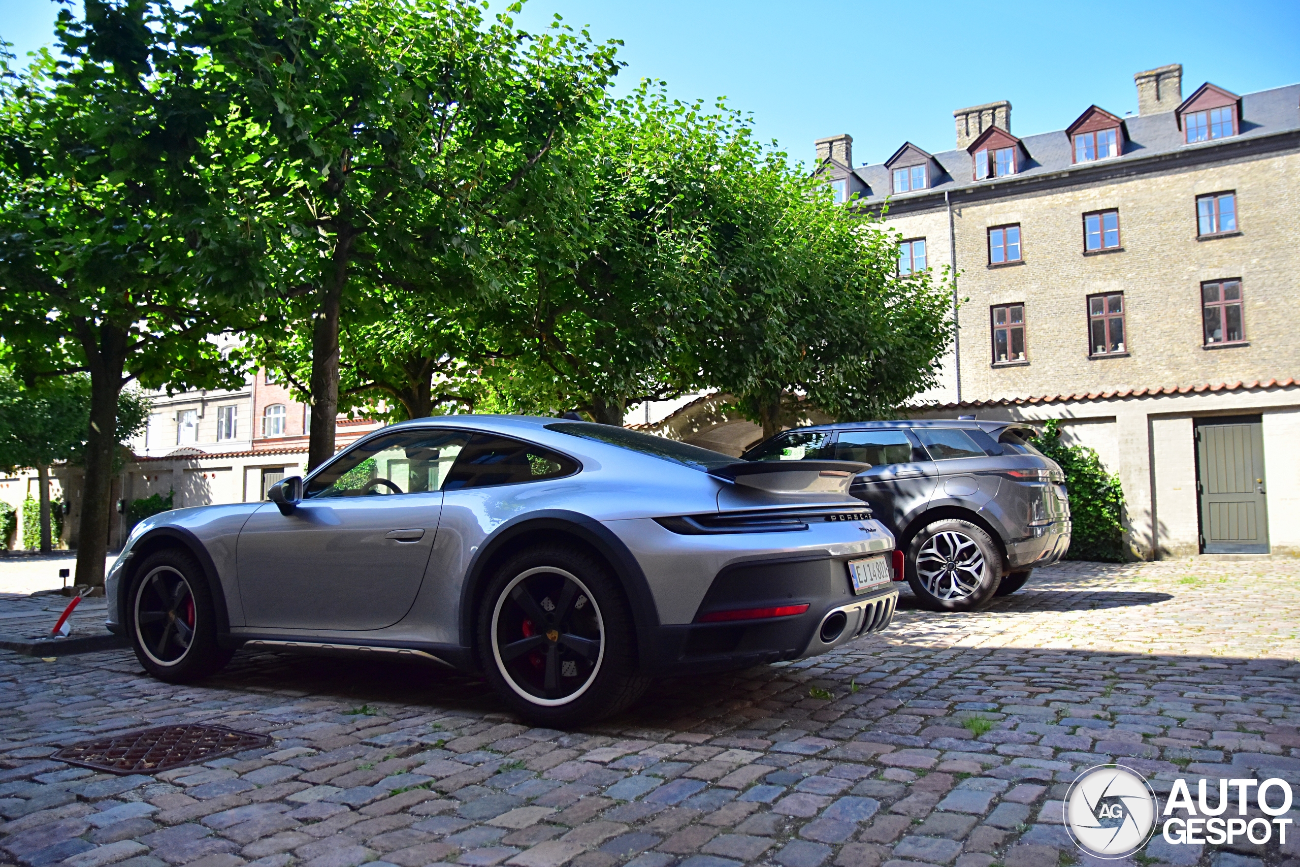 Porsche 992 Dakar - 19 August 2025 - Autogespot