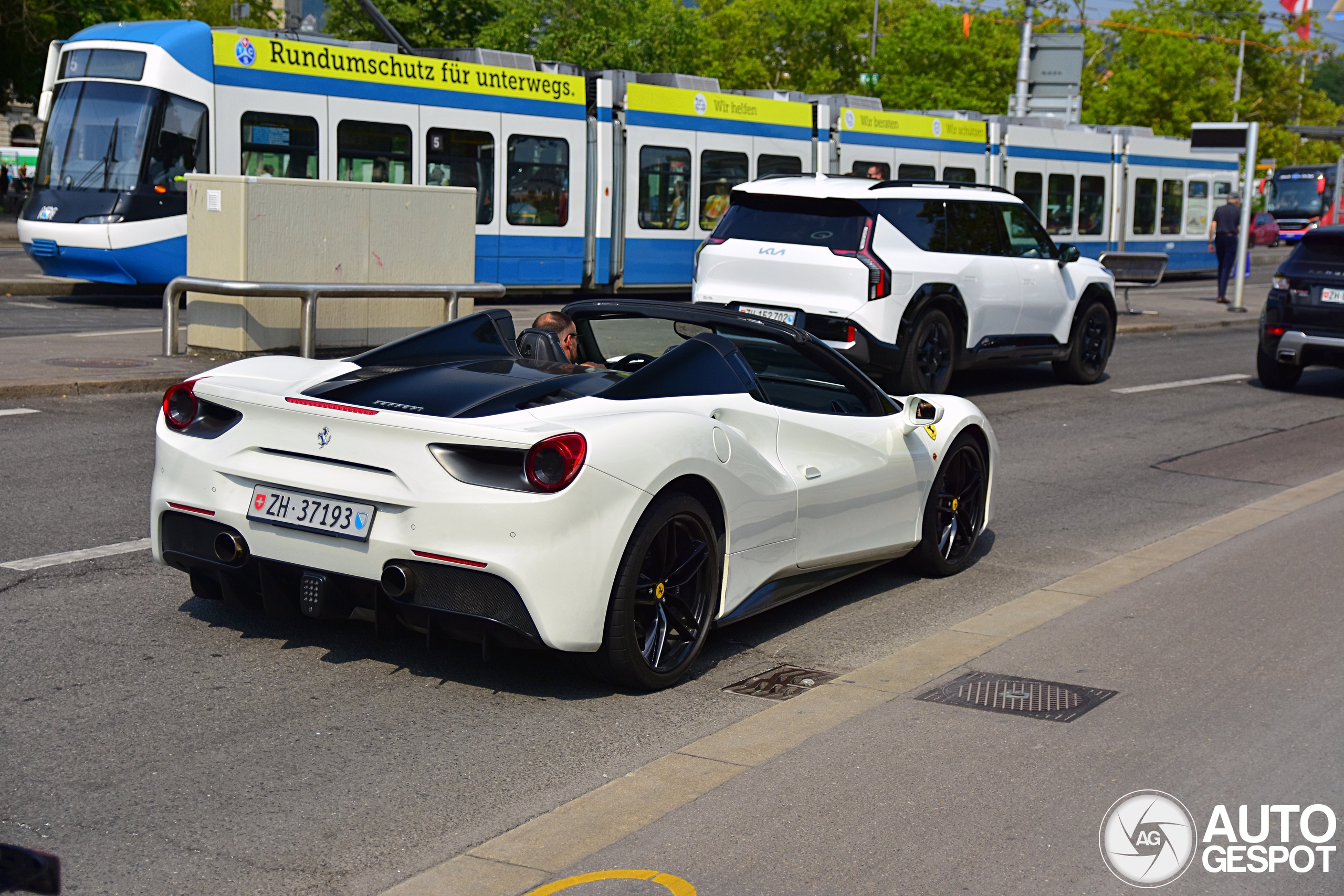 Ferrari 488 Spider - 24 August 2025 - Autogespot
