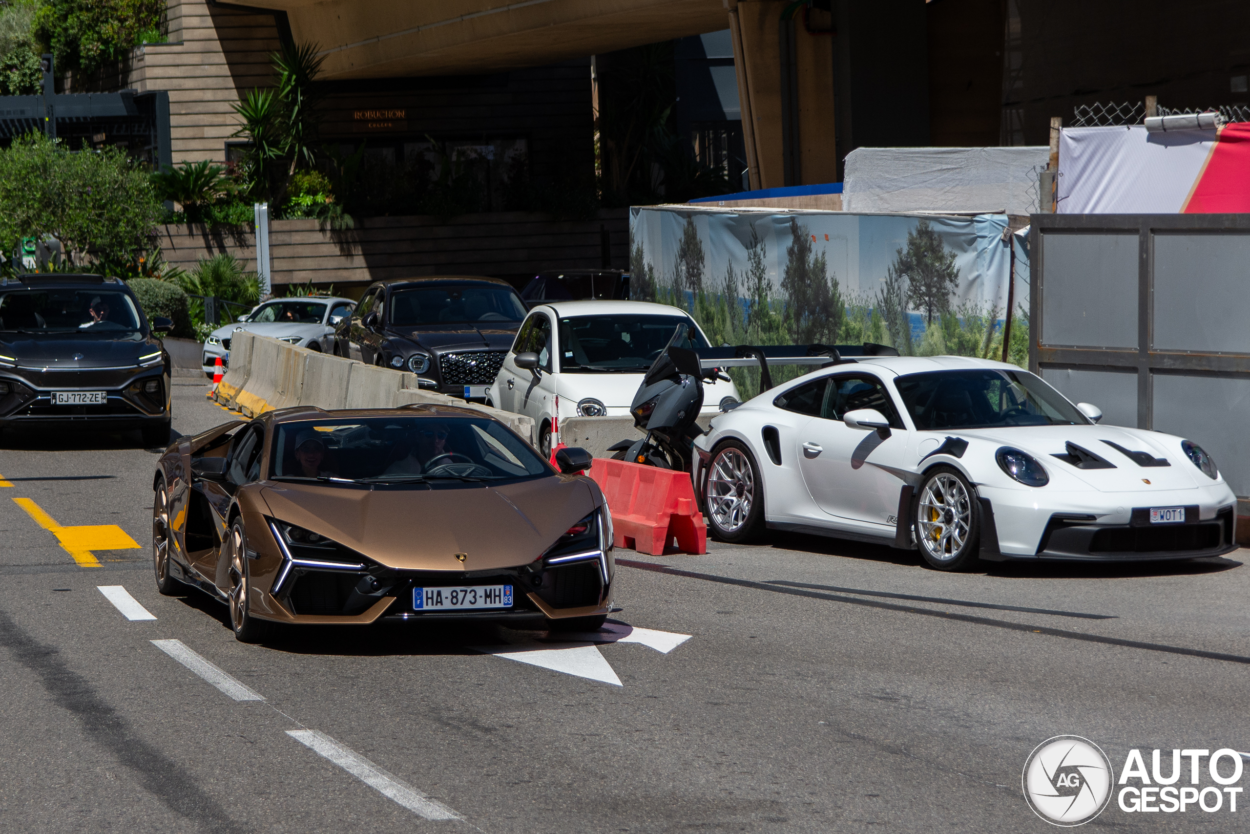 Lamborghini Revuelto - 25 August 2025 - Autogespot