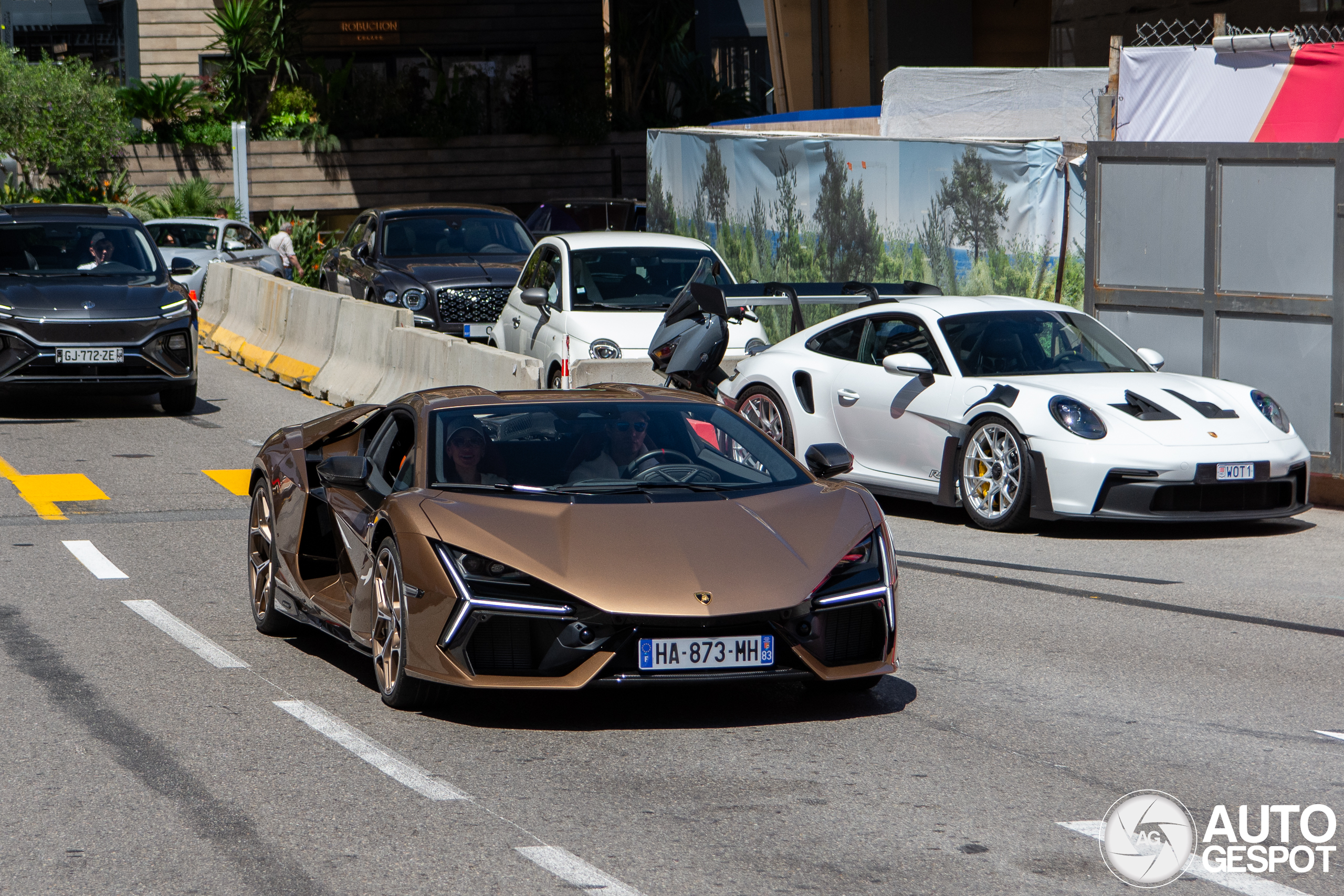Lamborghini Revuelto - 25 August 2025 - Autogespot
