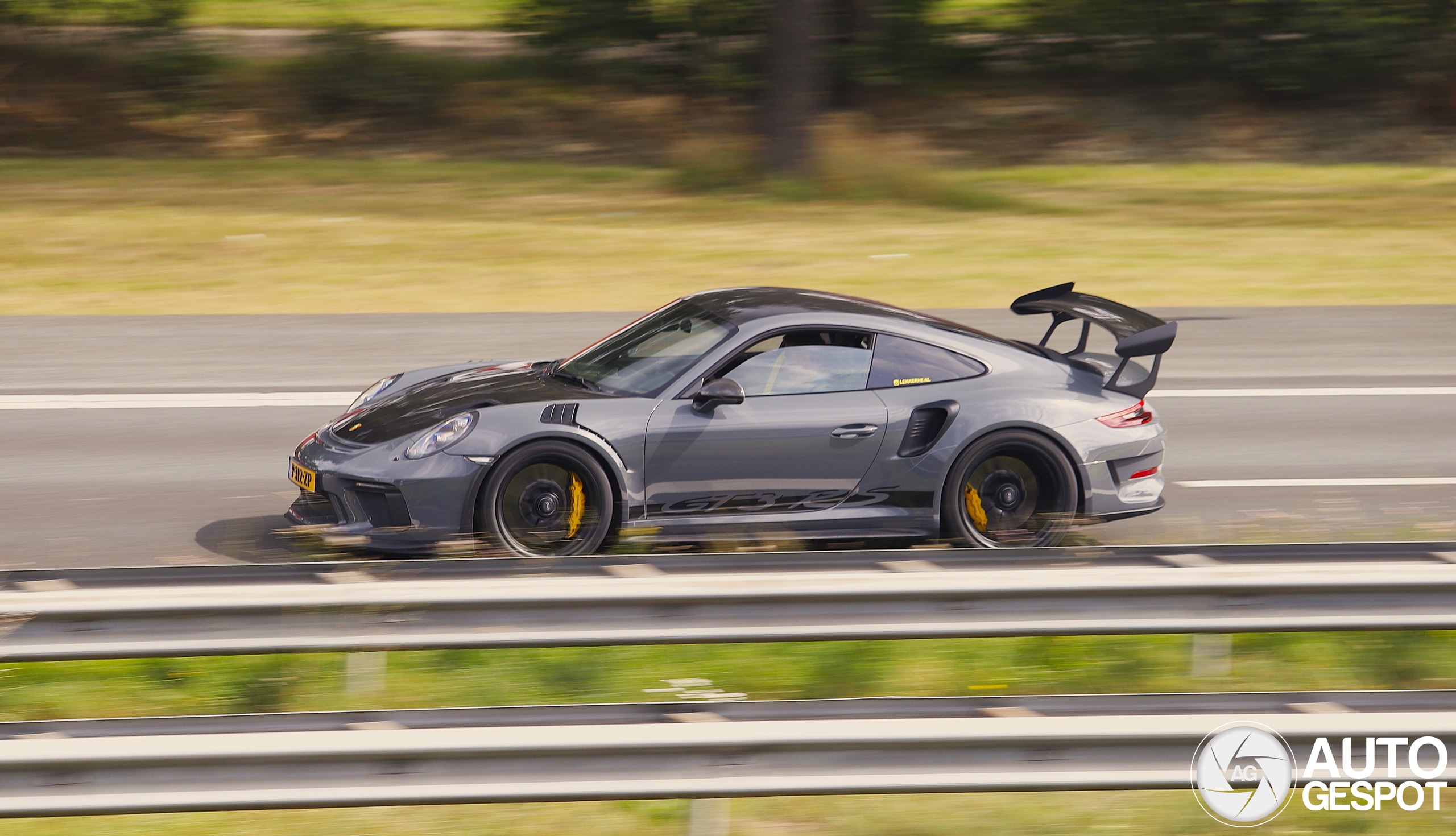 Stilvolle Gt3 Rs Weissach Ebenbildnull