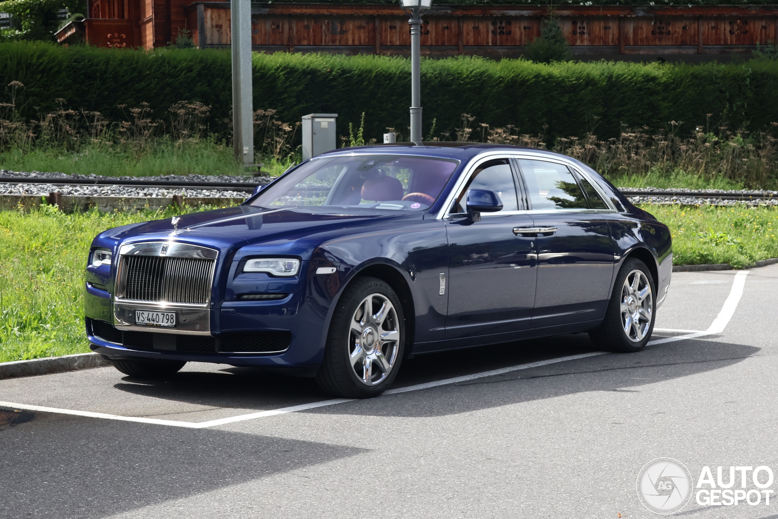 Rolls-Royce Ghost EWB Series II - 30 August 2025 - Autogespot