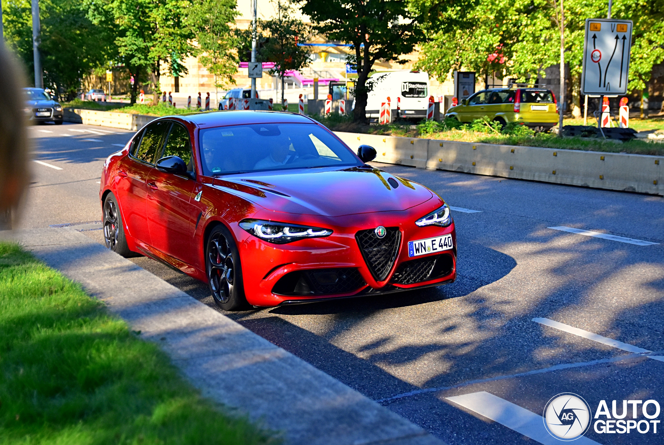 Alfa Romeo Giulia Quadrifoglio 2023