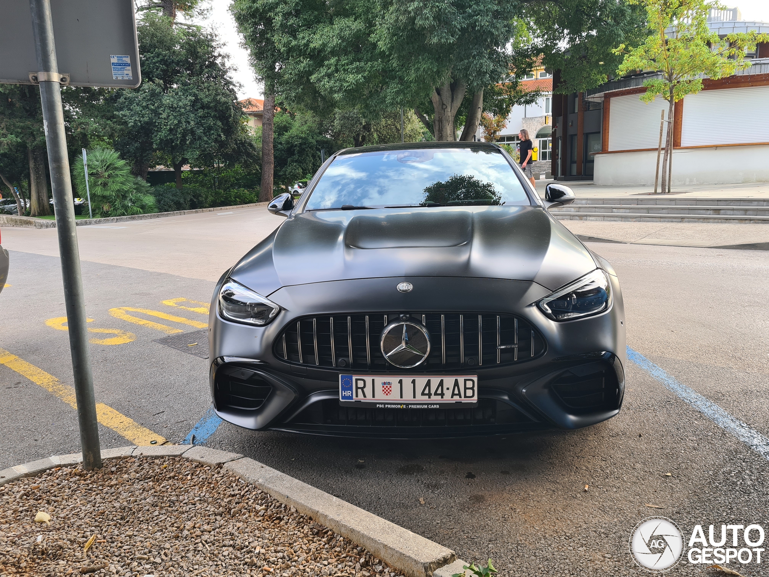 Mercedes-AMG C 63 S E-Performance W206 - 01 September 2025 - Autogespot