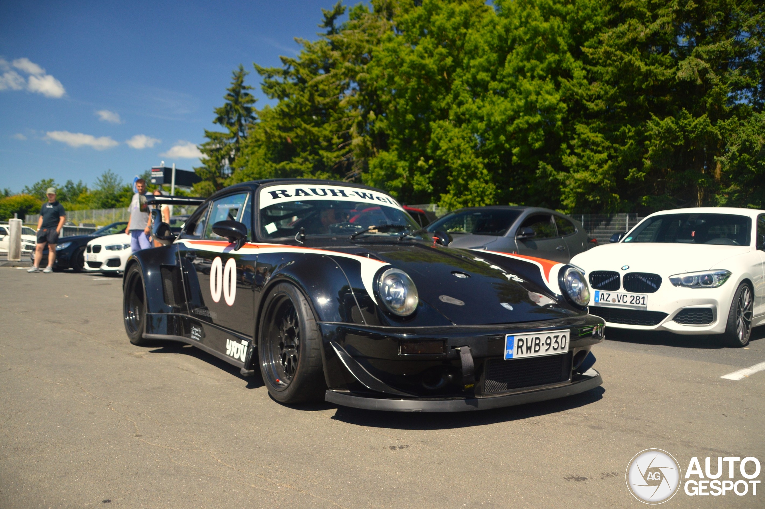 Porsche 930 Turbo Rauh-Welt Begriff - 02 September 2025 - Autogespot