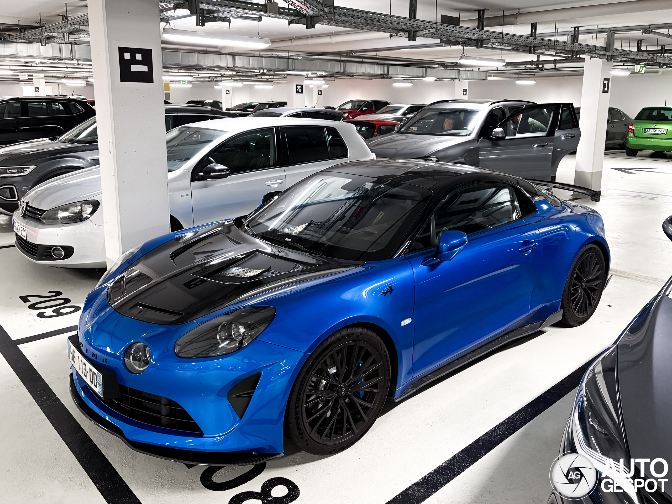 Alpine A110 R - 03 September 2025 - Autogespot