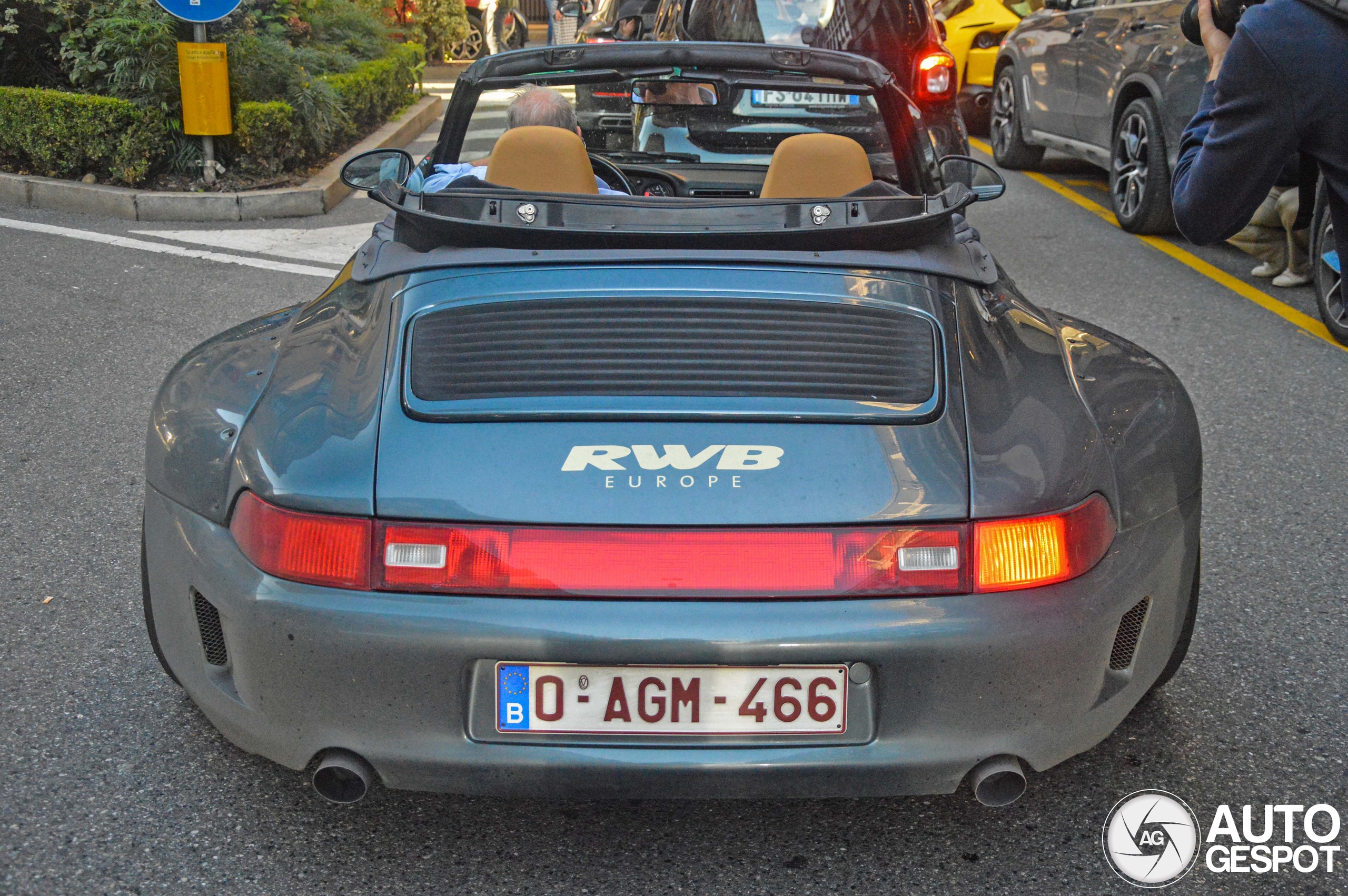 Porsche 993 Cabriolet Rauh-Welt Begriff - 05 September 2025 - Autogespot