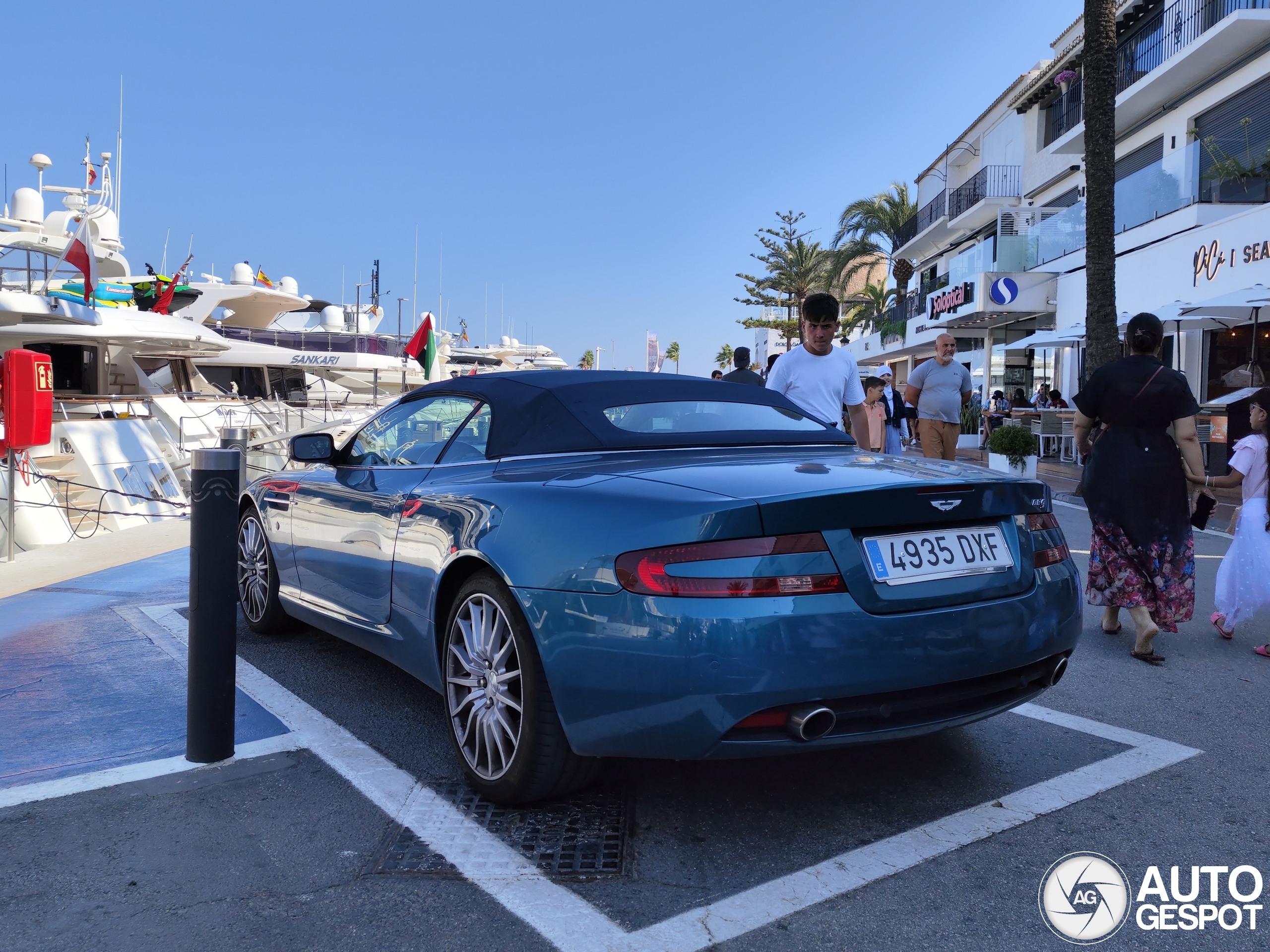 Aston Martin DB9 Volante - 07 September 2025 - Autogespot