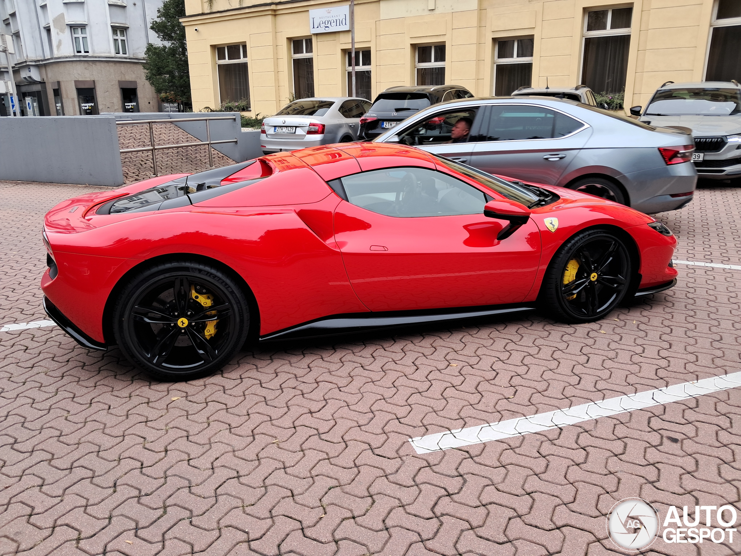 Ferrari 296 GTS - 08 September 2025 - Autogespot