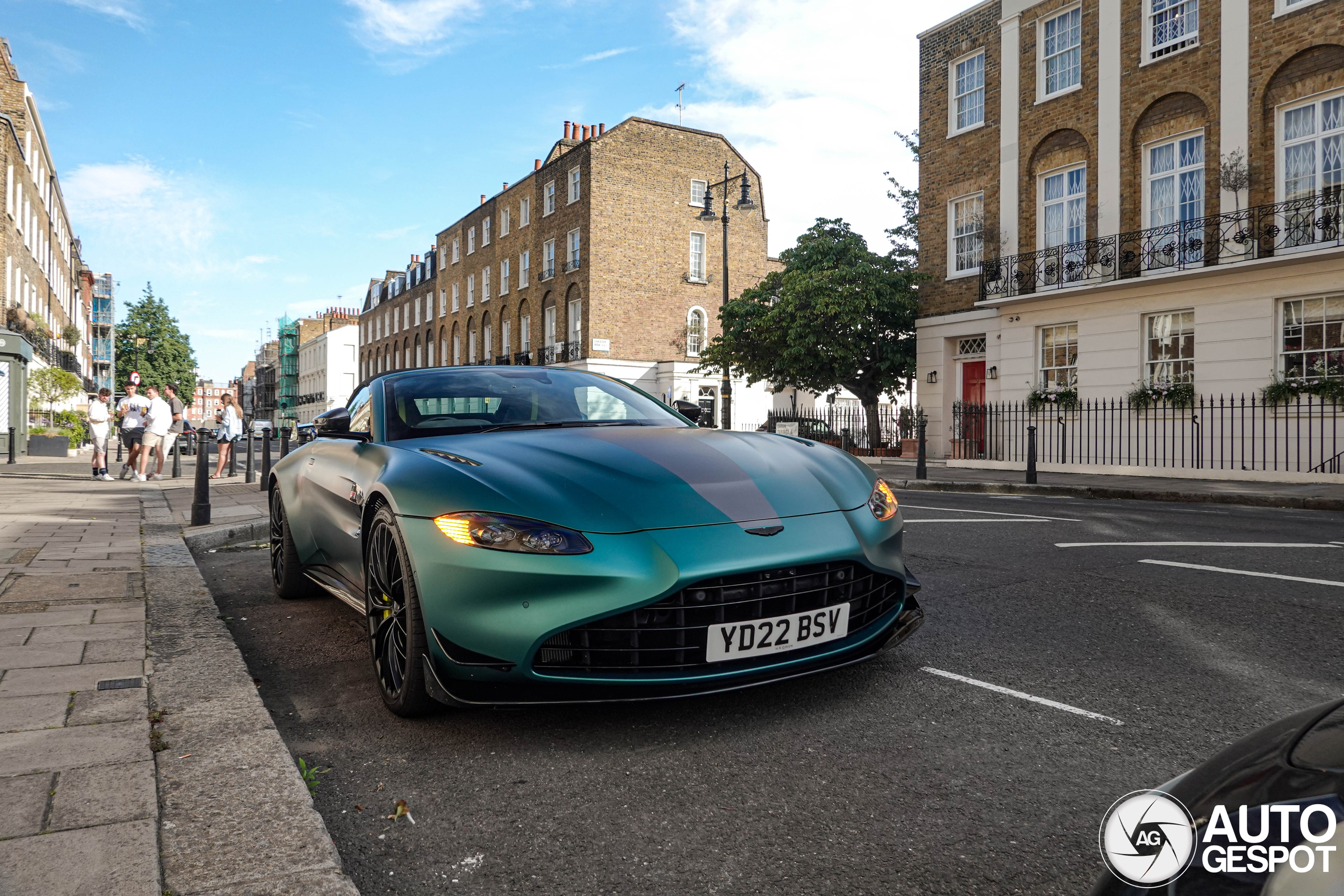 Aston Martin V8 Vantage Formula 1 Edition Roadster - 09 September 2025 ...