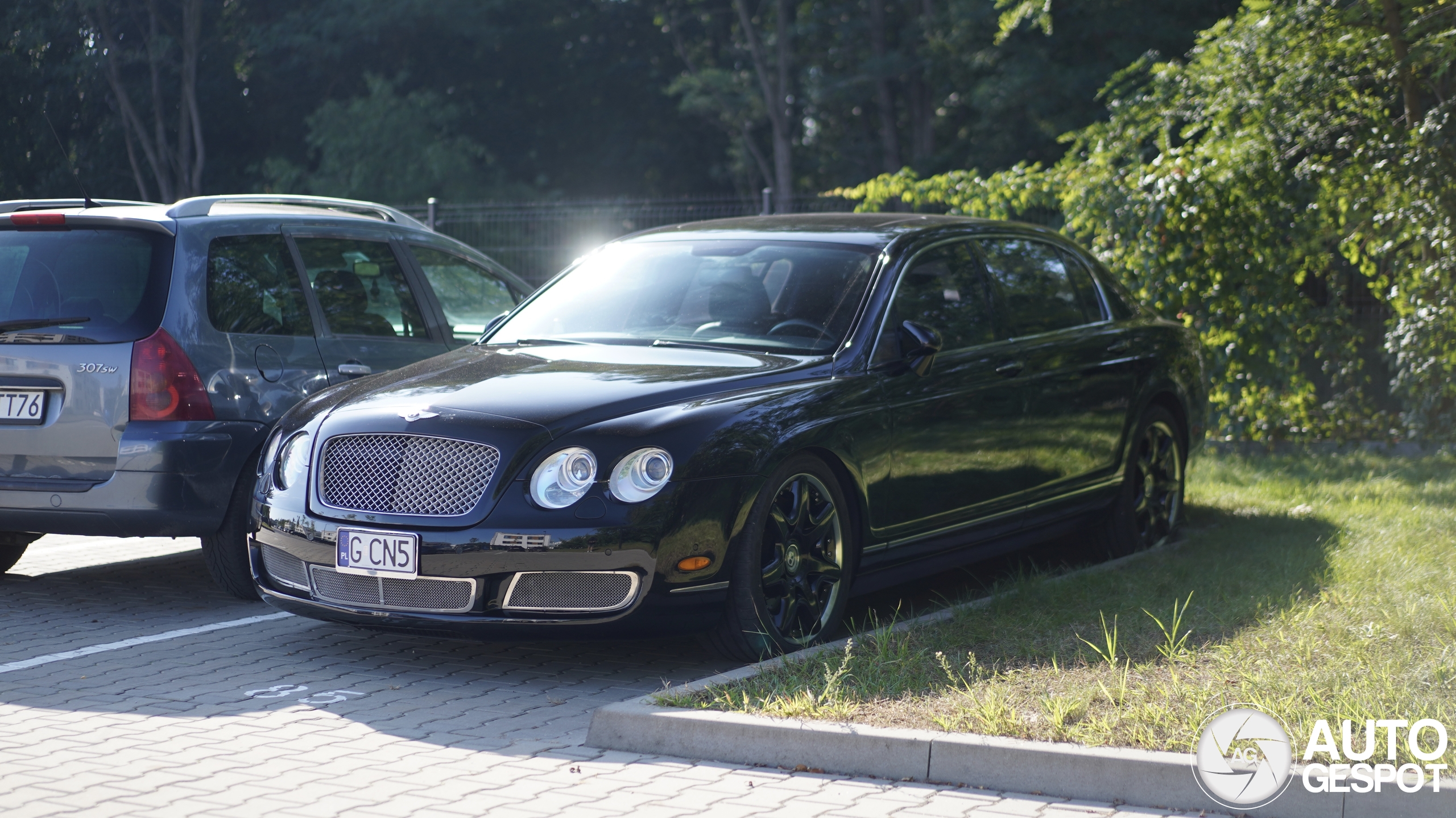 Bentley Continental Flying Spur - 09 September 2025 - Autogespot