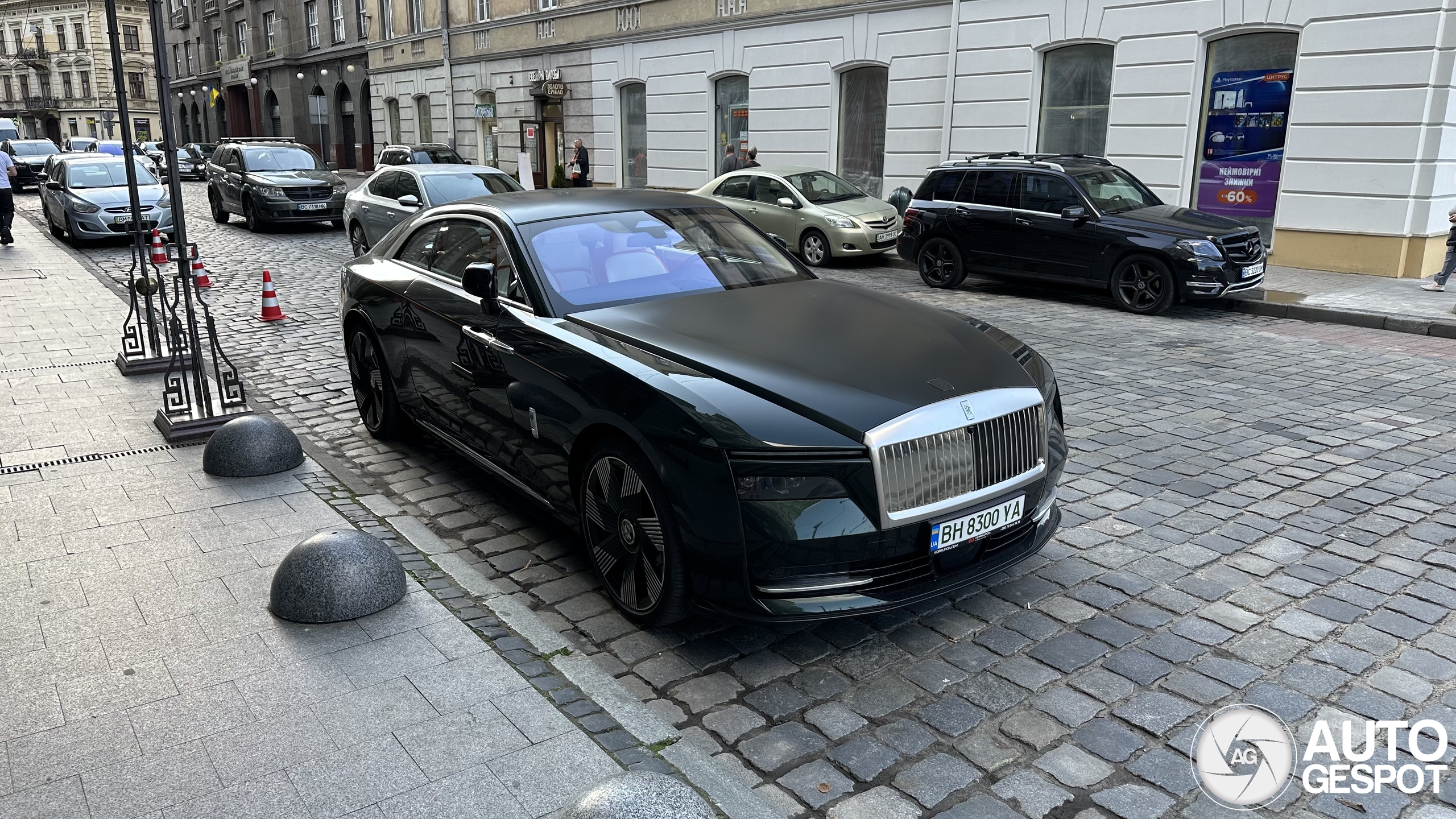 Rolls-Royce Spectre - 12 September 2025 - Autogespot