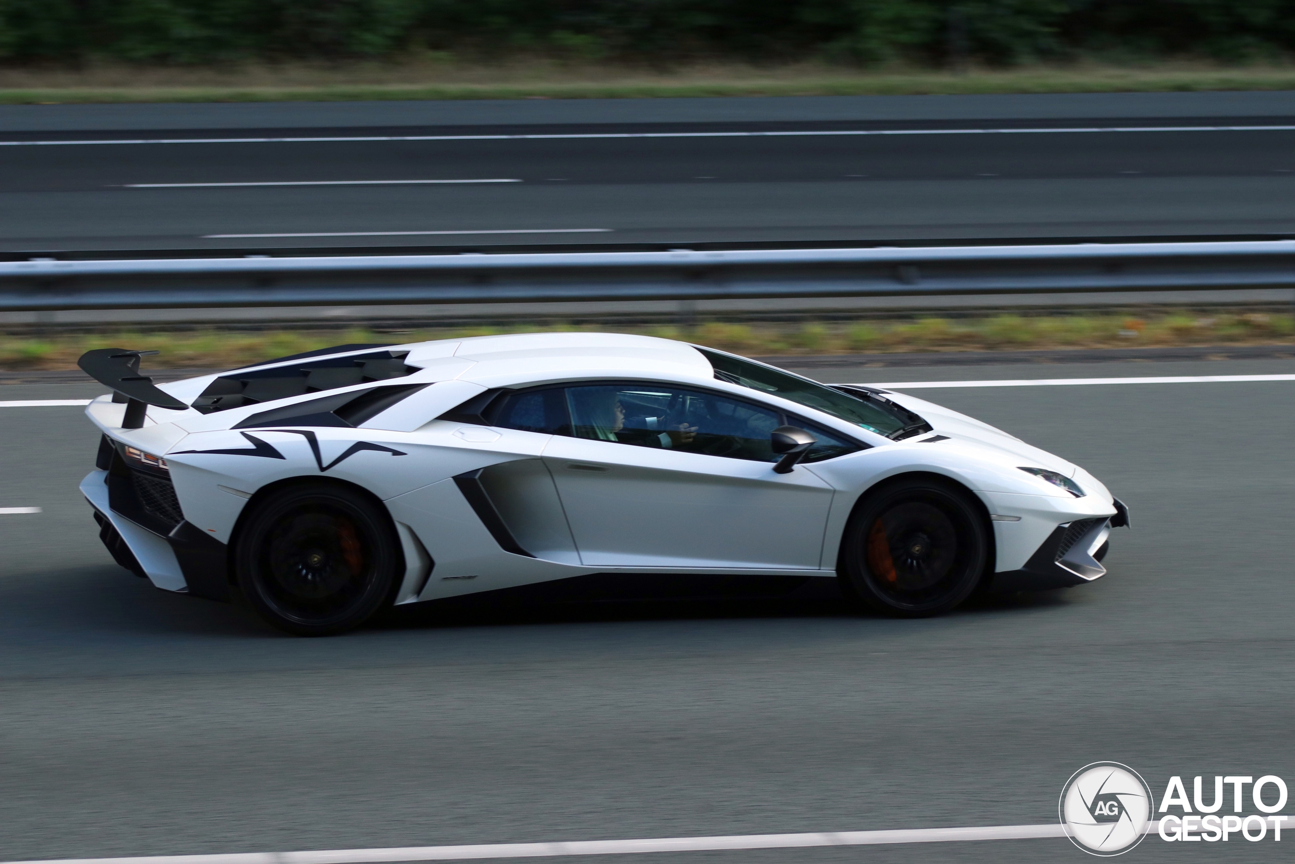 Lamborghini Aventador LP750-4 SuperVeloce - 13 September 2025 - Autogespot