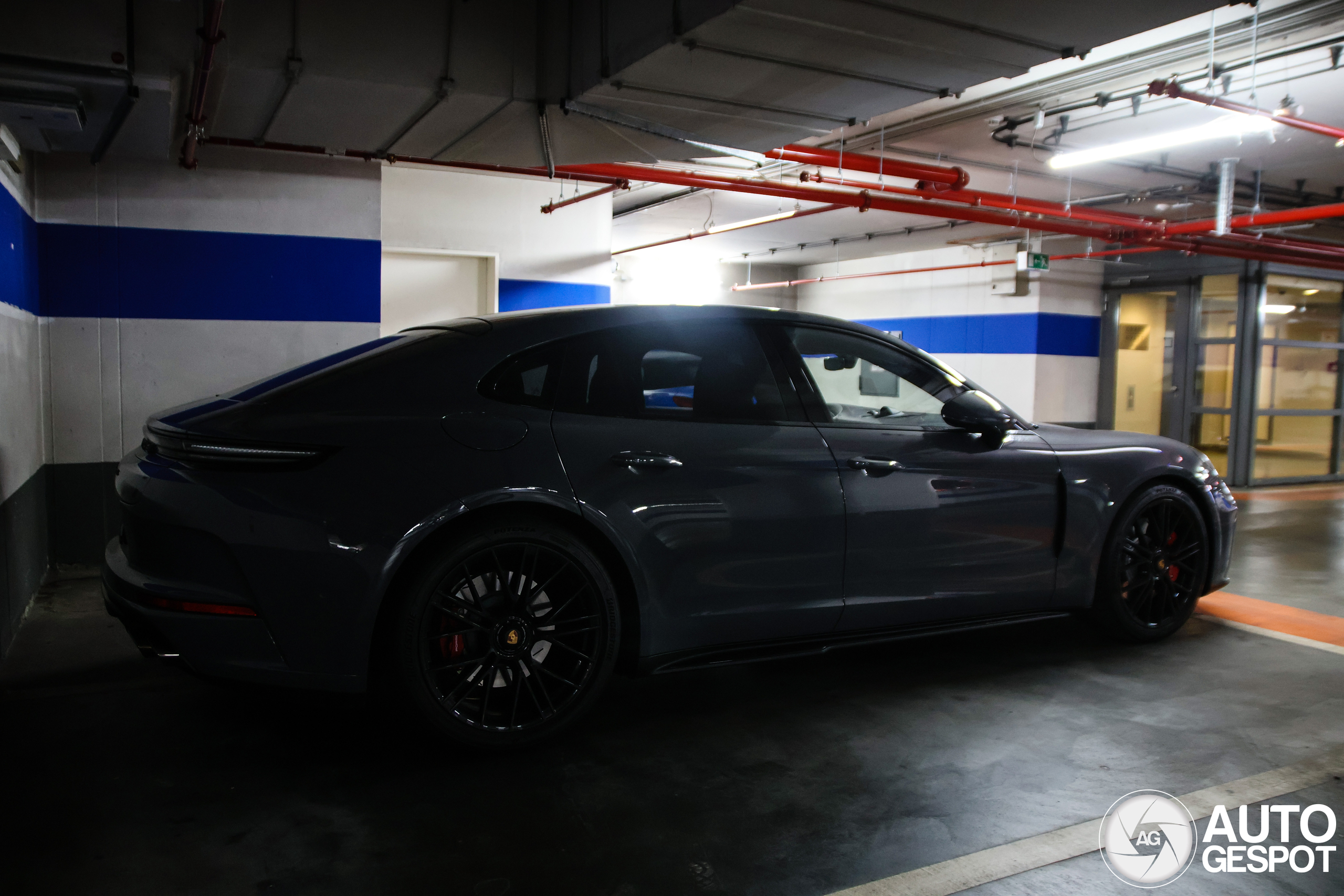 Porsche 972 Panamera GTS MkI - 13 September 2025 - Autogespot