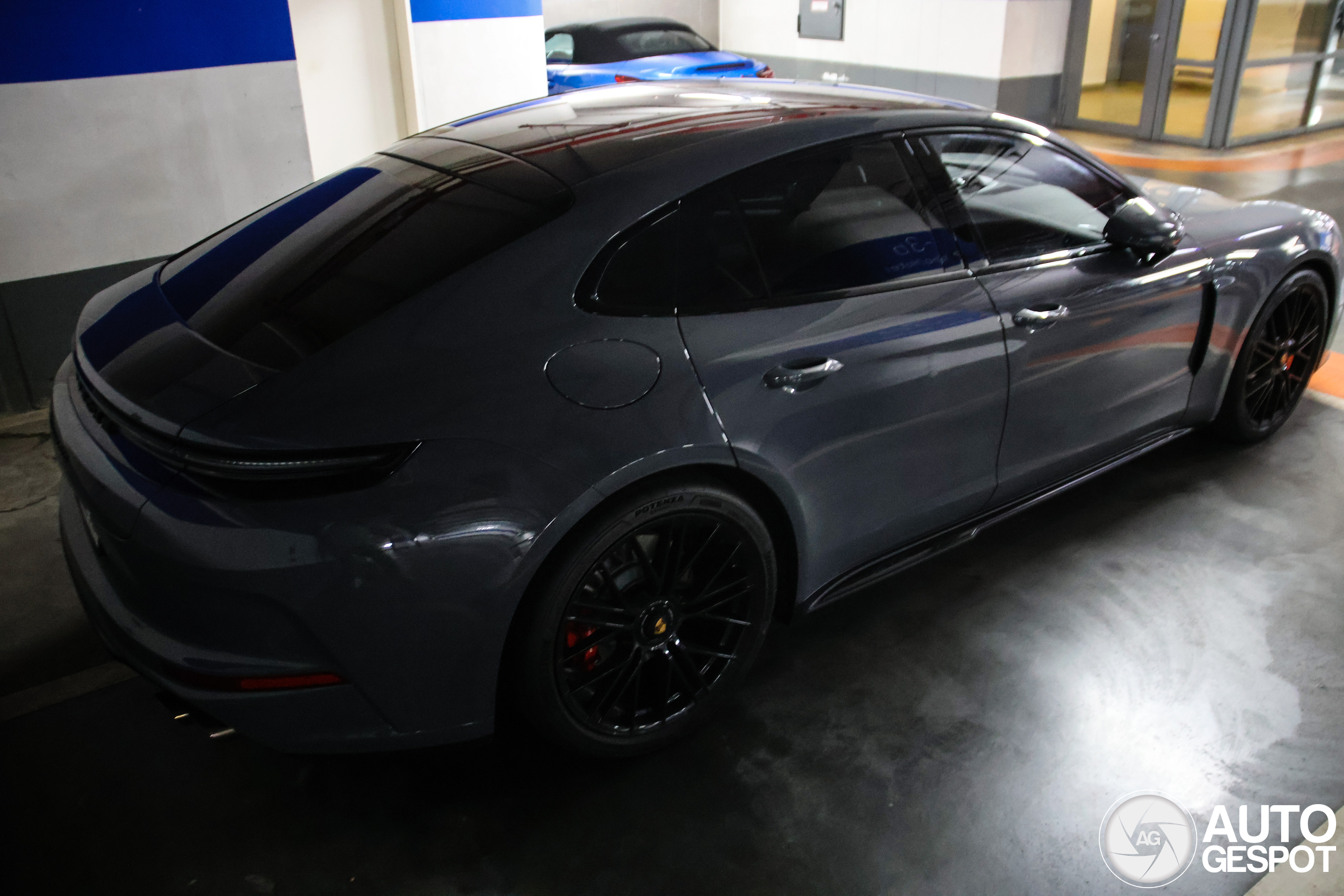 Porsche 972 Panamera GTS MkI - 13 September 2025 - Autogespot