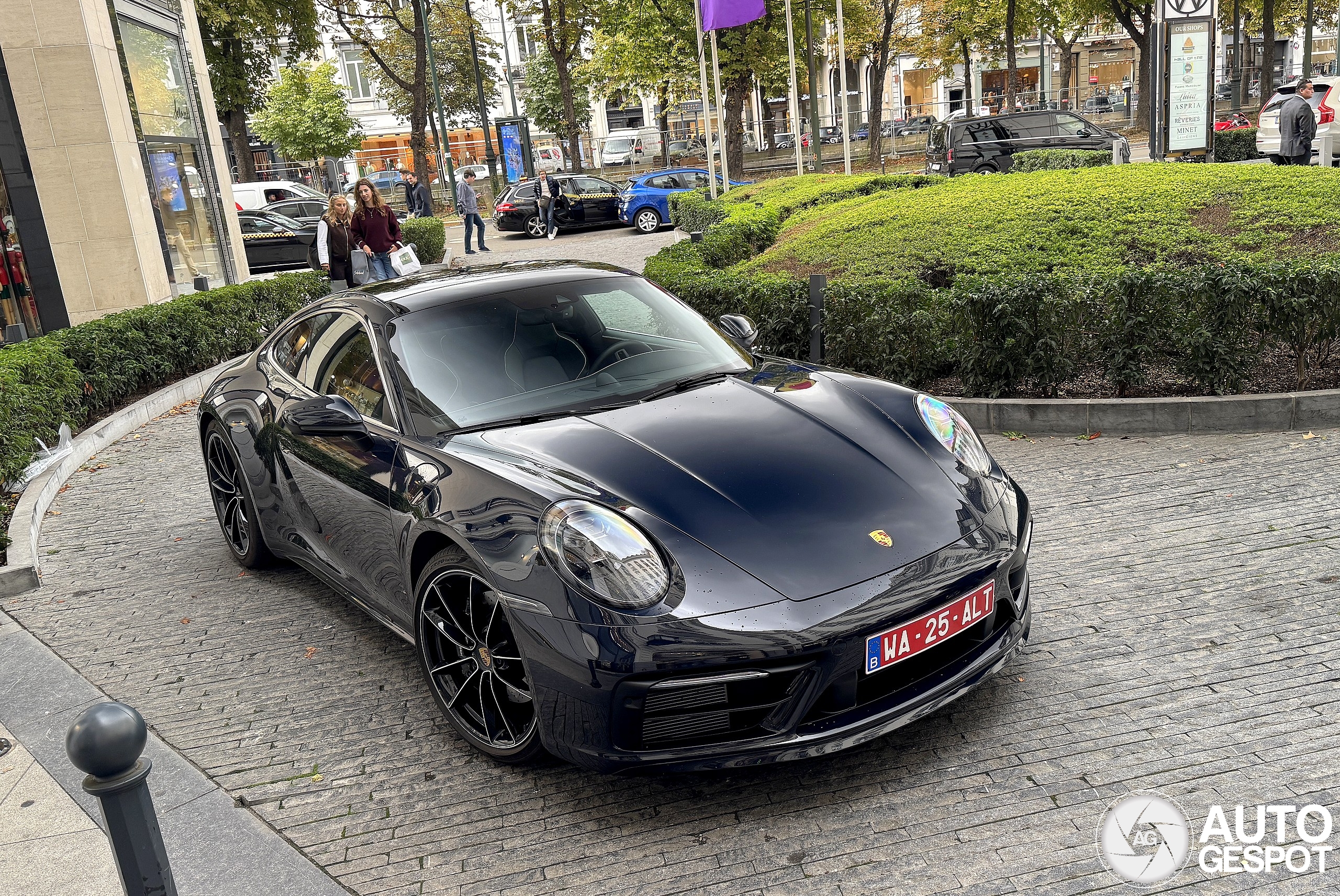 Porsche 992 Carrera 4S MkI Belgian Legend Edition - 16 September 2025 ...