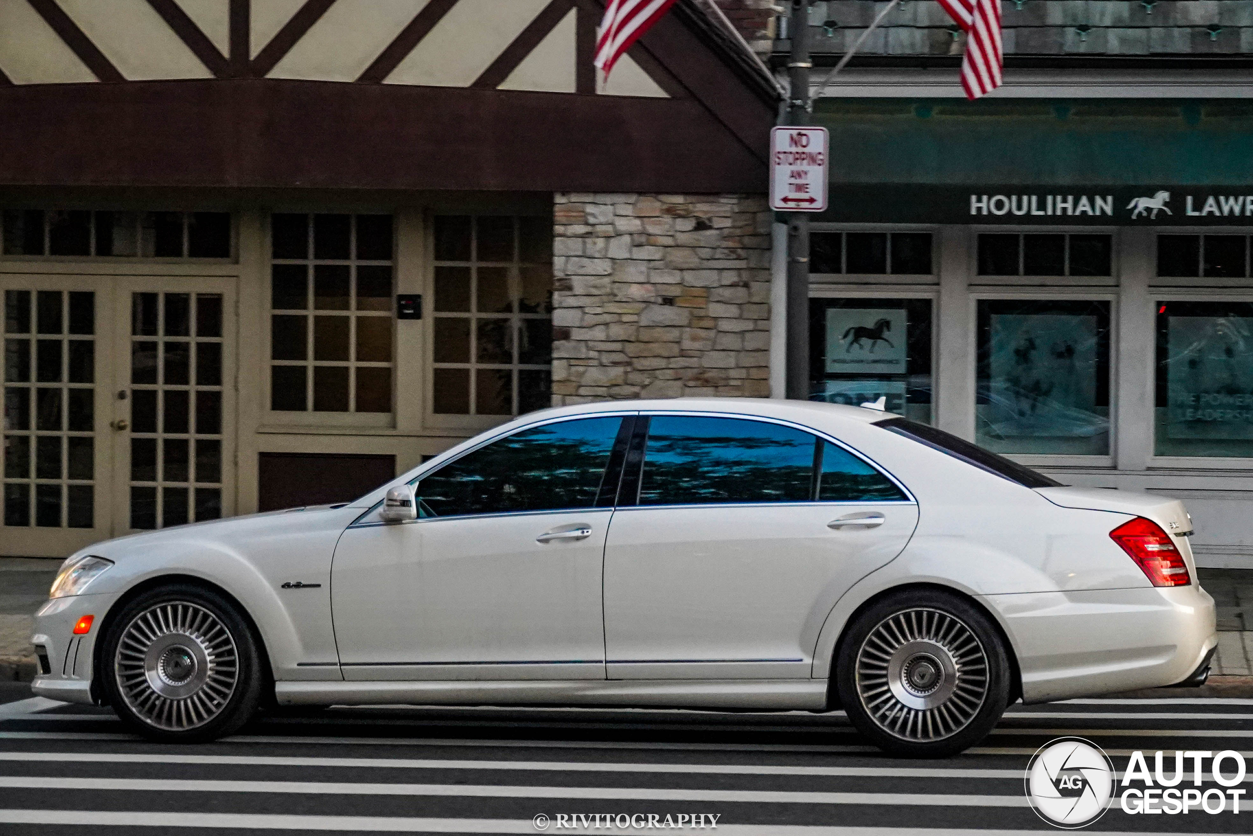 Mercedes-Benz S 63 AMG W221 2010 - 18 September 2025 - Autogespot