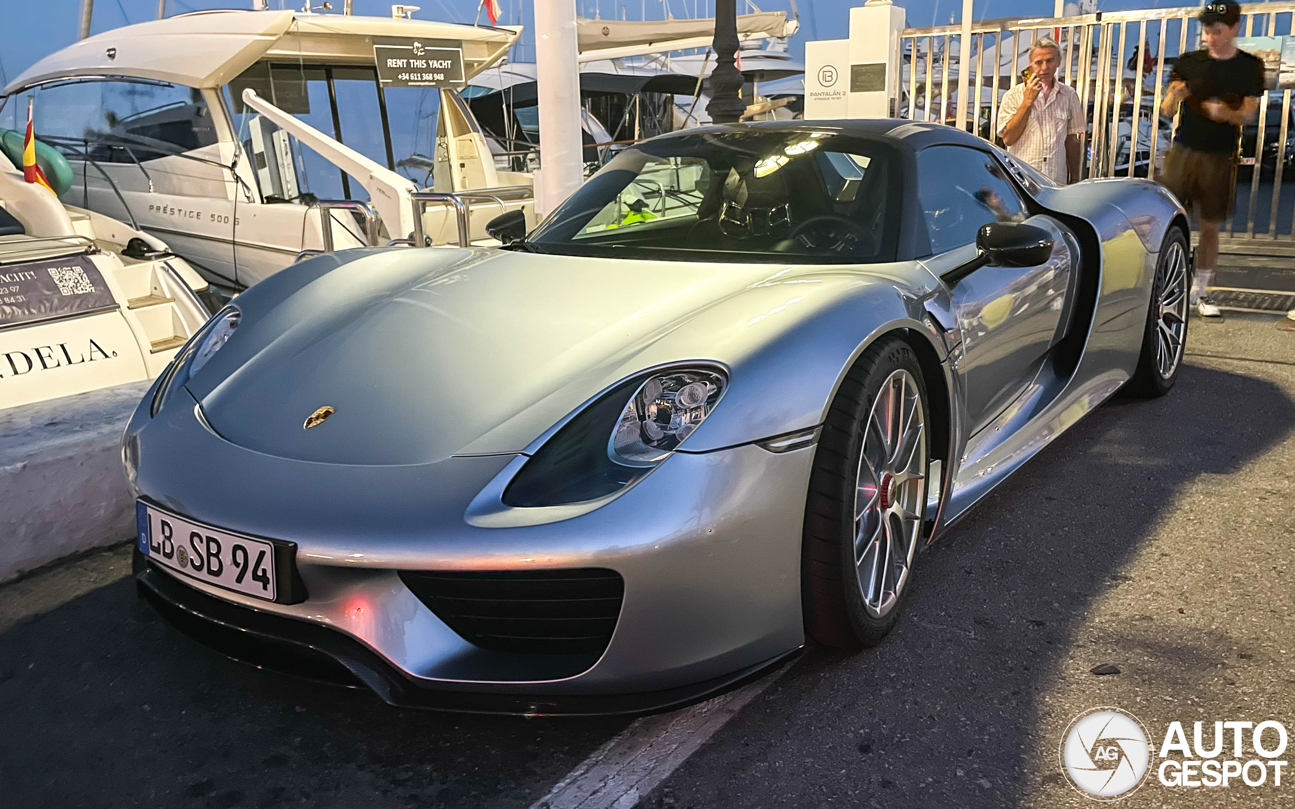 Porsche 918 Spyder Weissach Package - 18 September 2025 - Autogespot