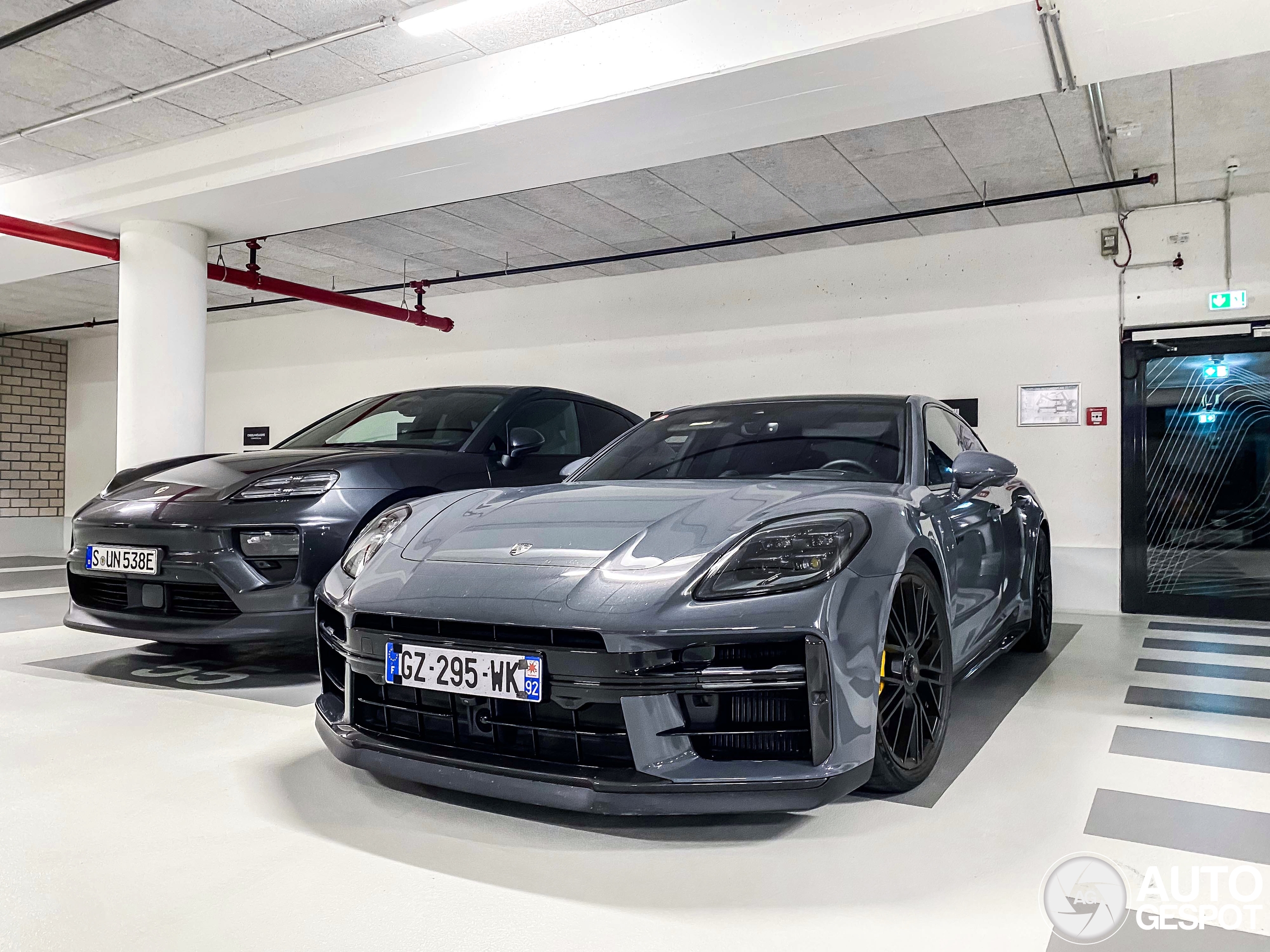 Porsche 972 Panamera Turbo S E-Hybrid - 18 September 2025 - Autogespot