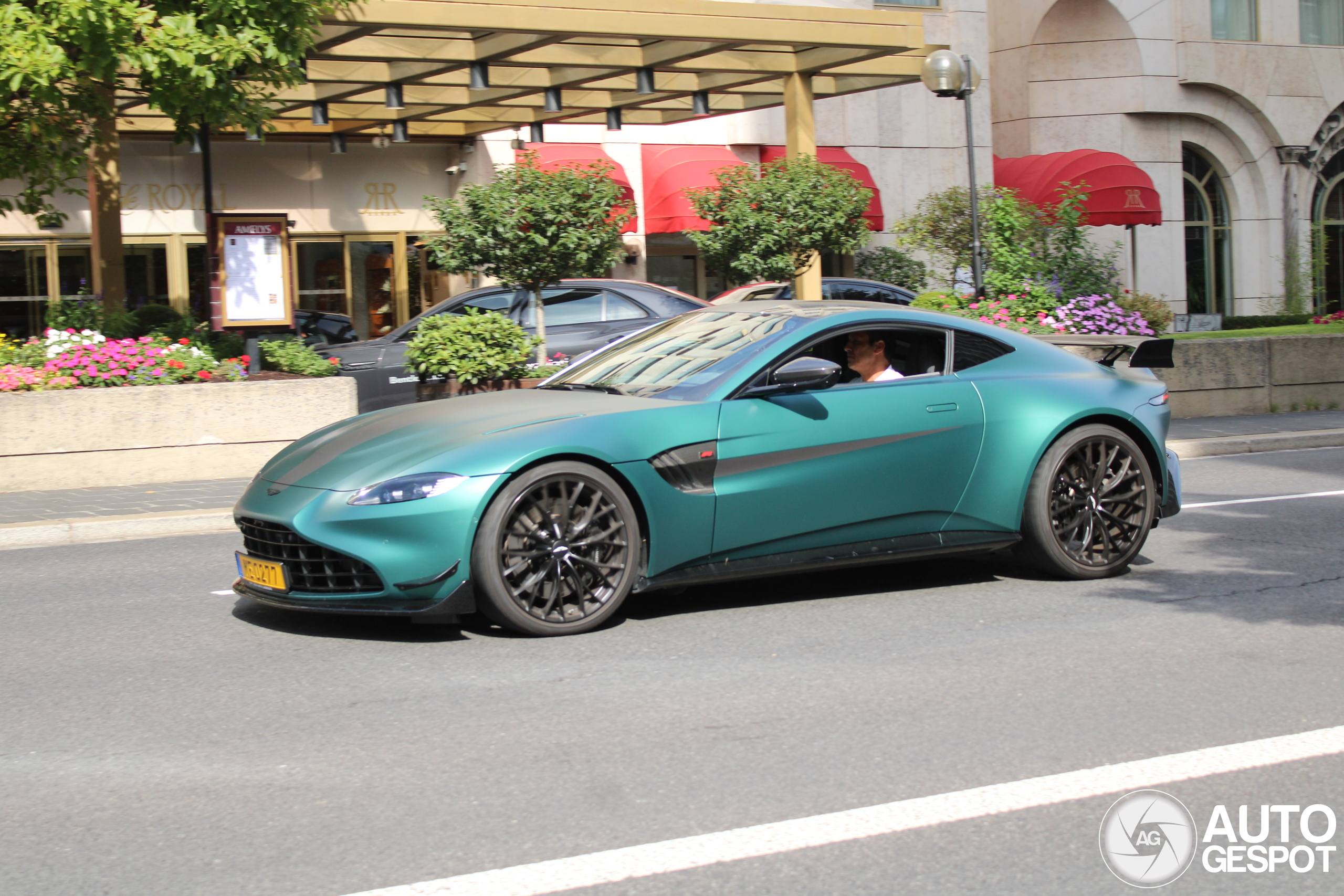 Aston Martin V8 Vantage Formula 1 Edition - 21 September 2025 - Autogespot