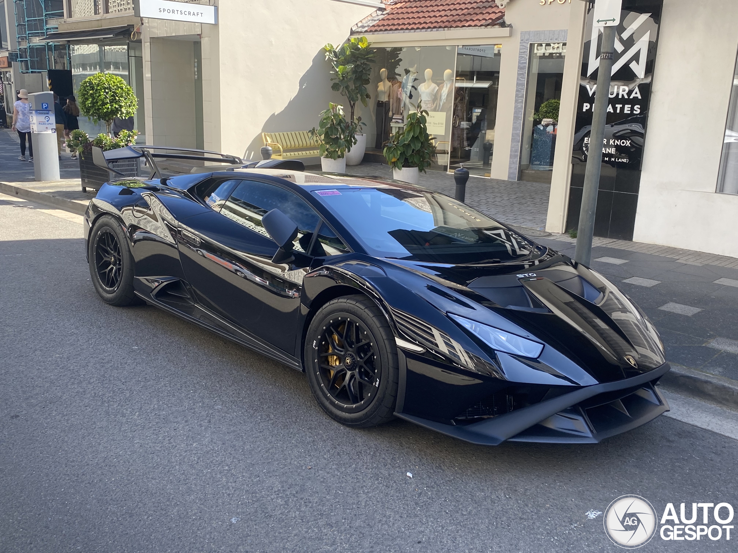 Lamborghini Huracán LP640-2 STO - 21 September 2025 - Autogespot