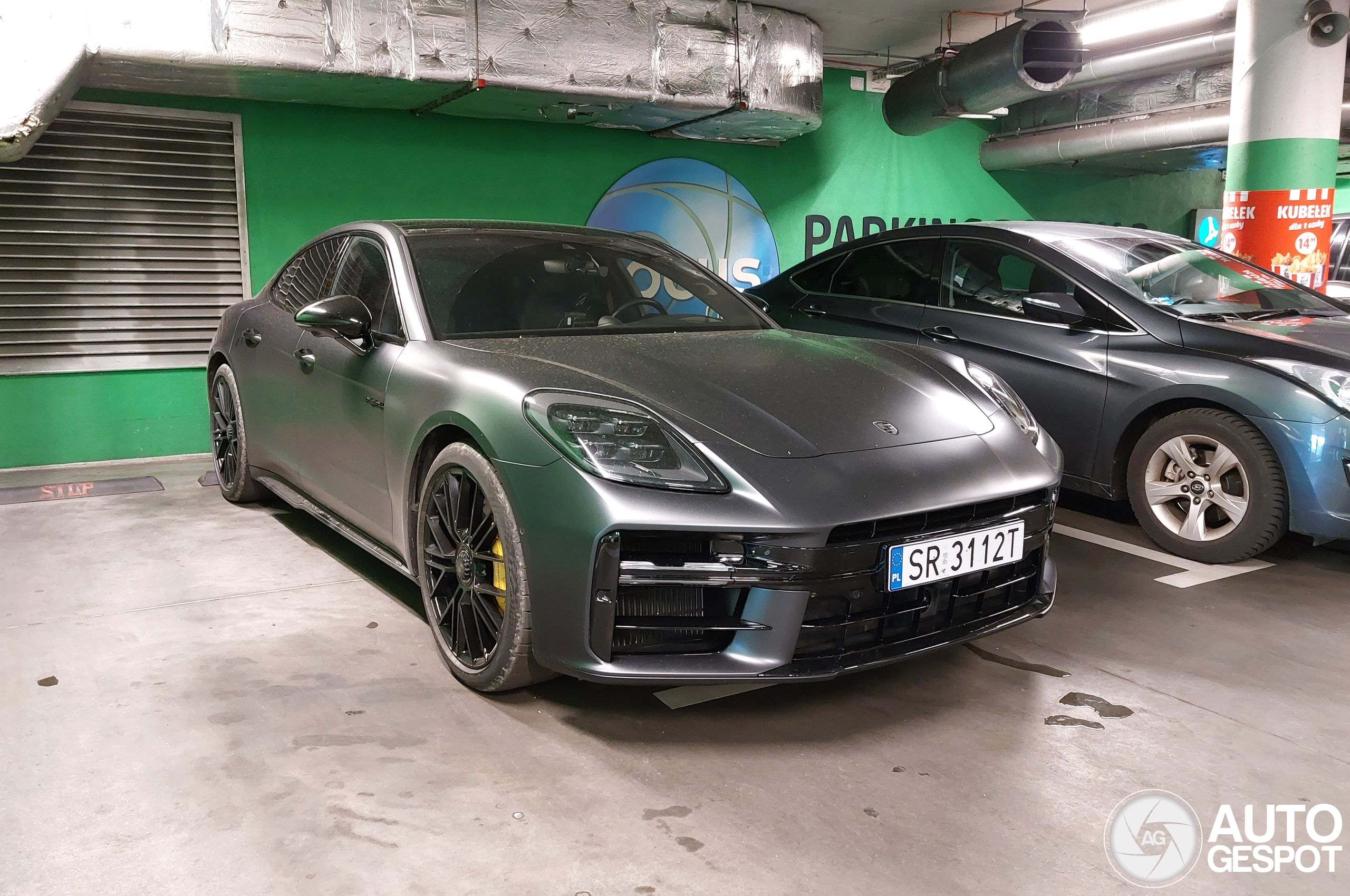 Porsche 972 Panamera Turbo E-Hybrid - 21 September 2025 - Autogespot