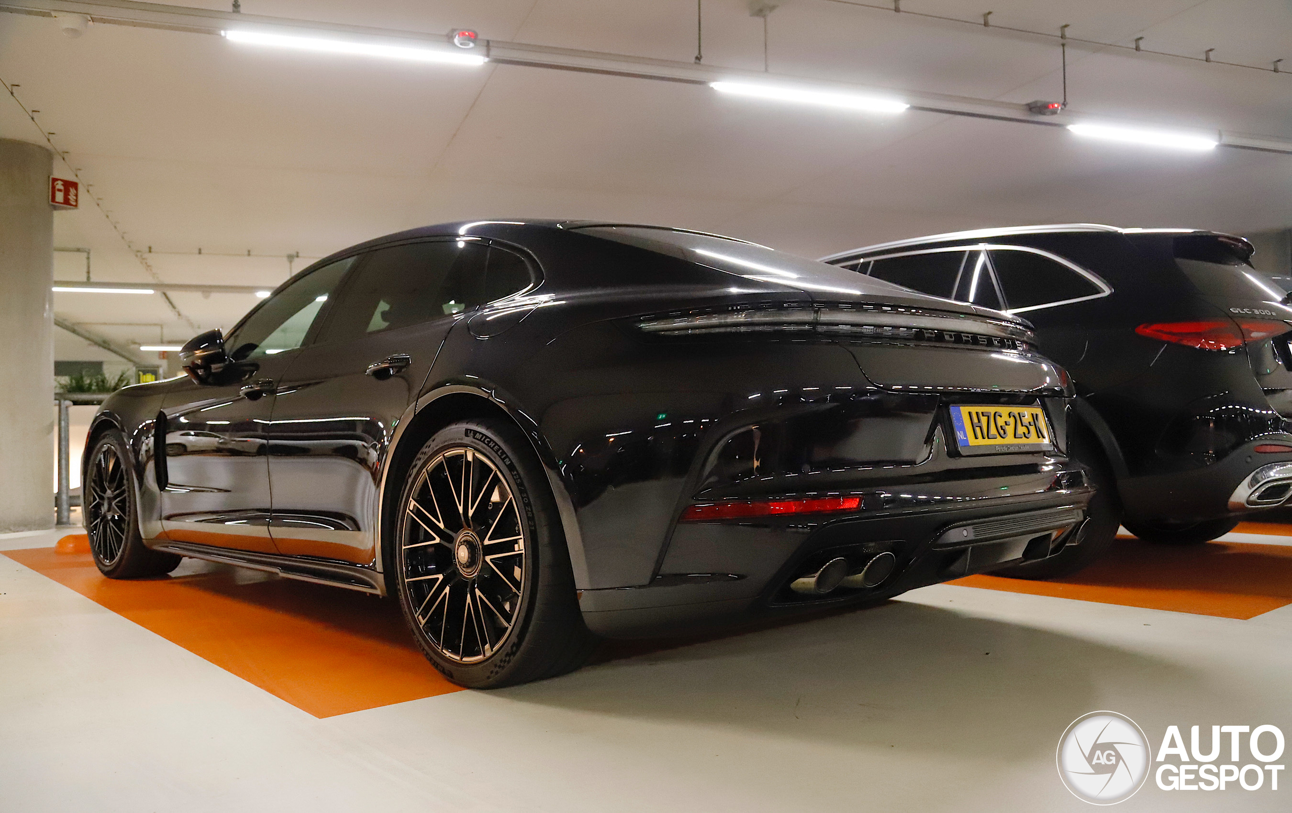 Porsche 972 Panamera Turbo S E-Hybrid - 23 September 2025 - Autogespot