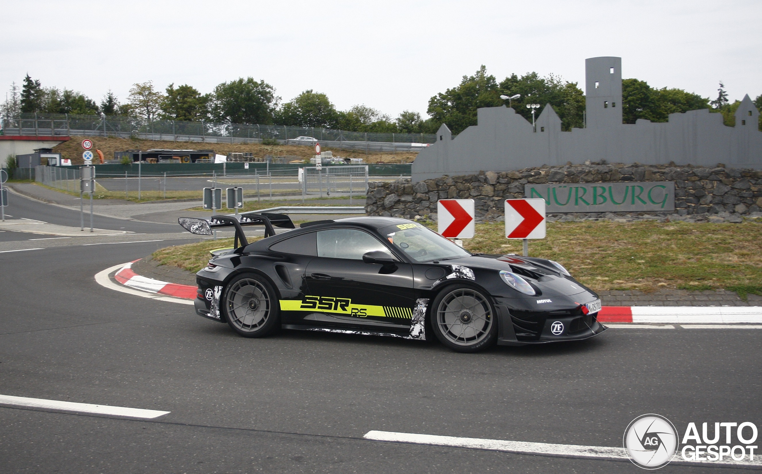 Porsche 992 GT3 RS MkI SSR RS - 23 September 2025 - Autogespot