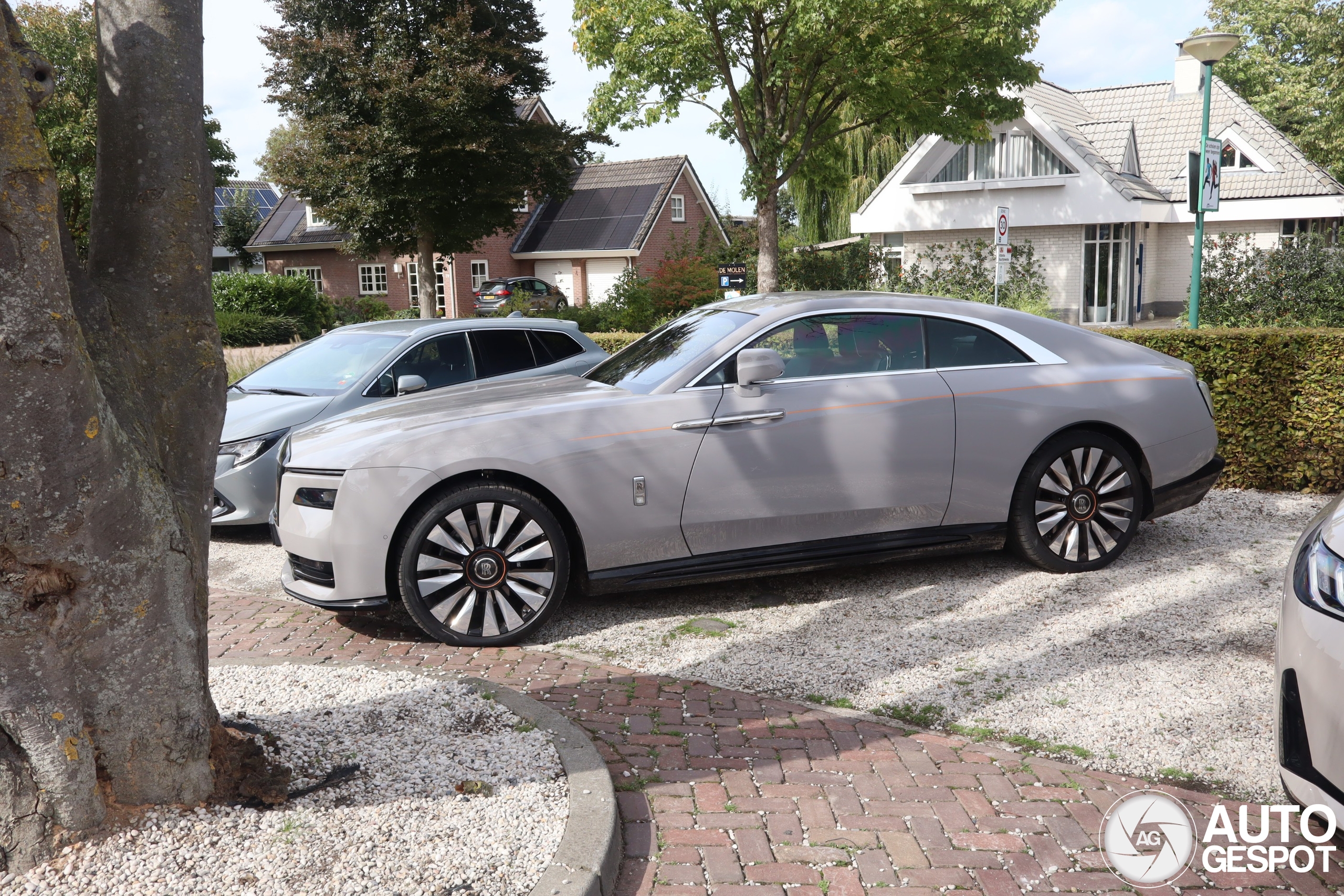 Rolls-Royce Spectre - 23 September 2025 - Autogespot