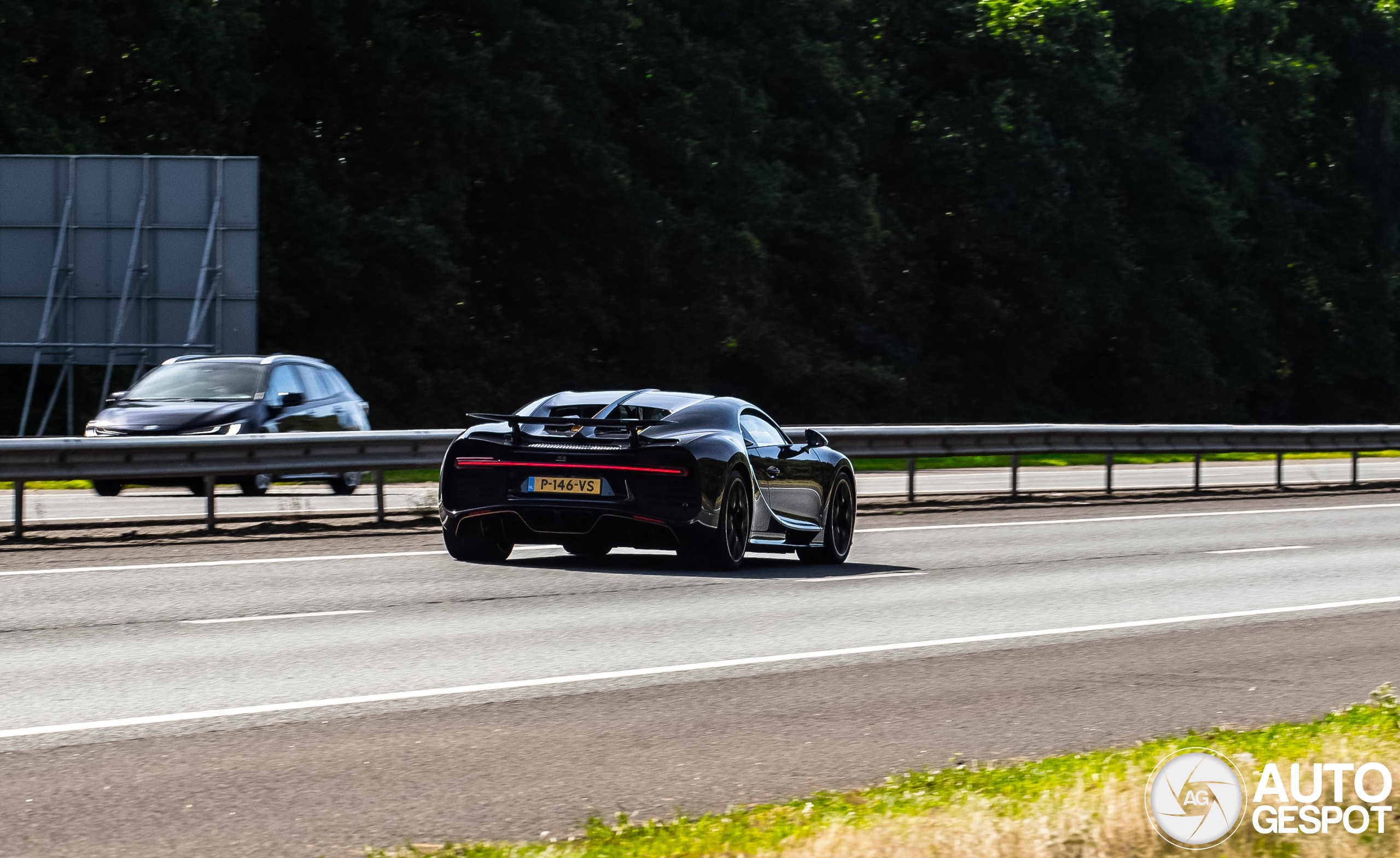 Bugatti Chiron L'Ébé - 27 September 2025 - Autogespot