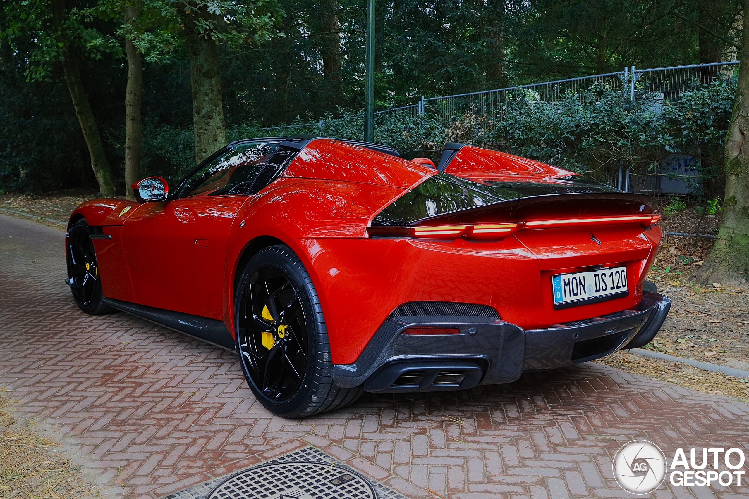 Ferrari 12Cilindri Spider - 27 September 2025 - Autogespot